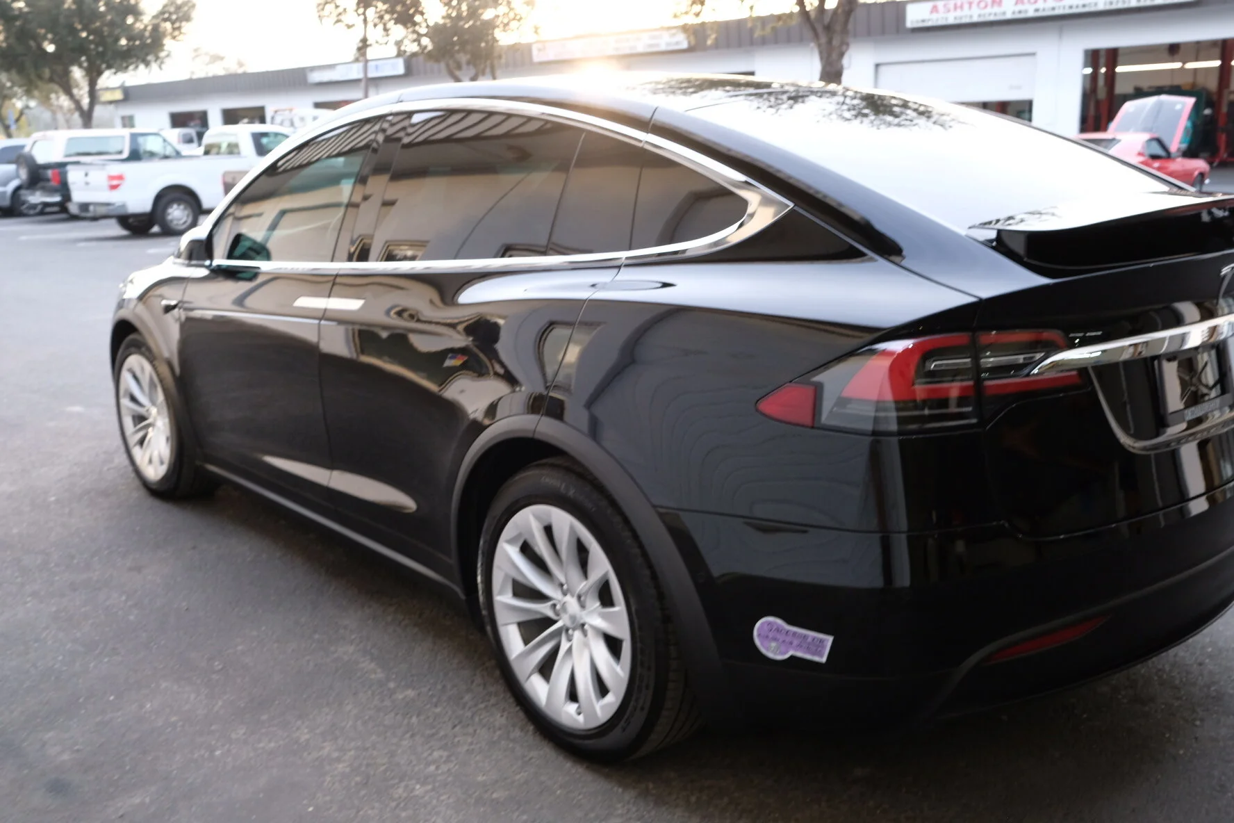 2019 Tesla Model X (Solid Black) — DETAILERSHIP™