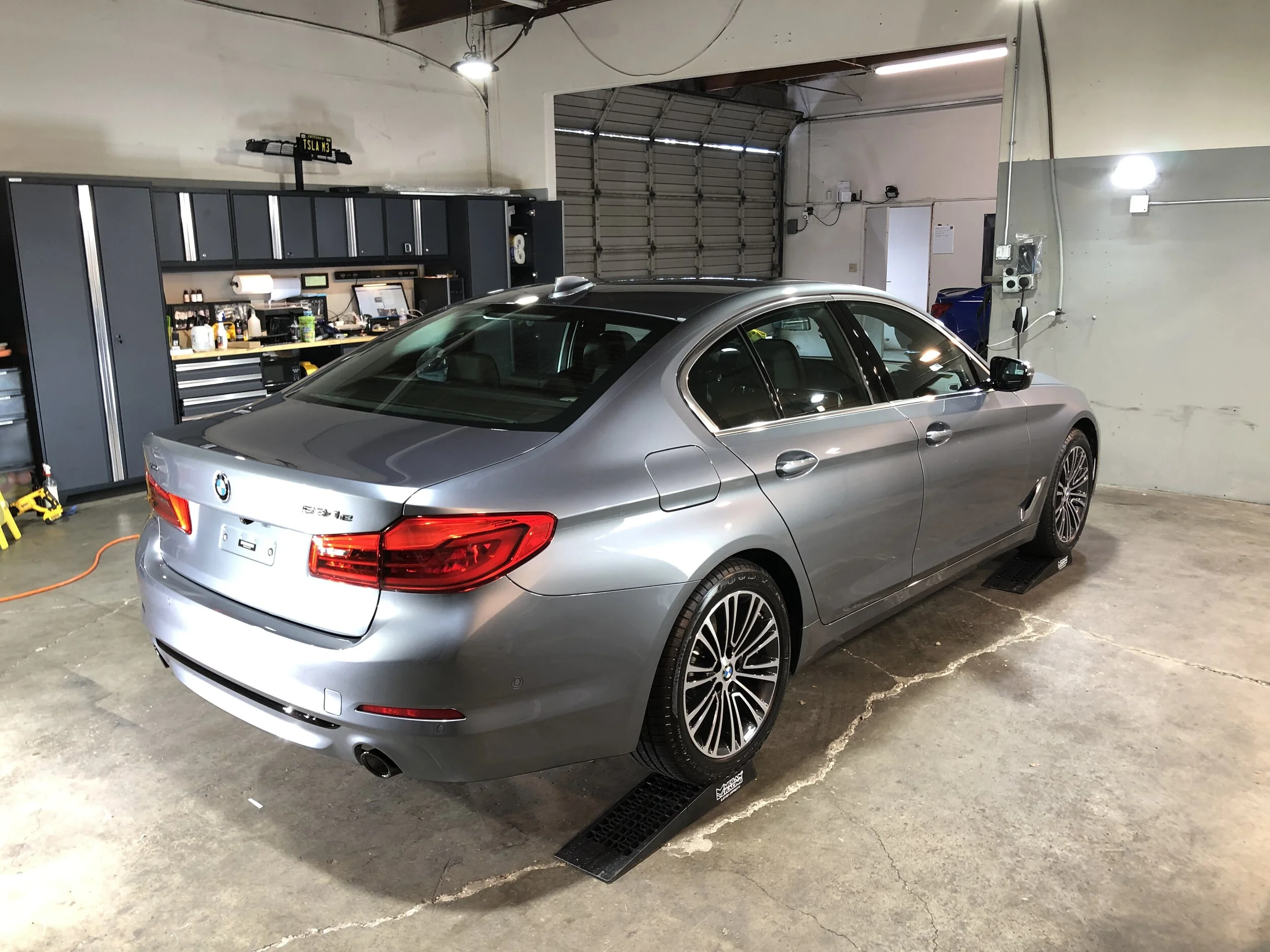 2020 BMW 530e (Bluestone Metallic) — DETAILERSHIP™
