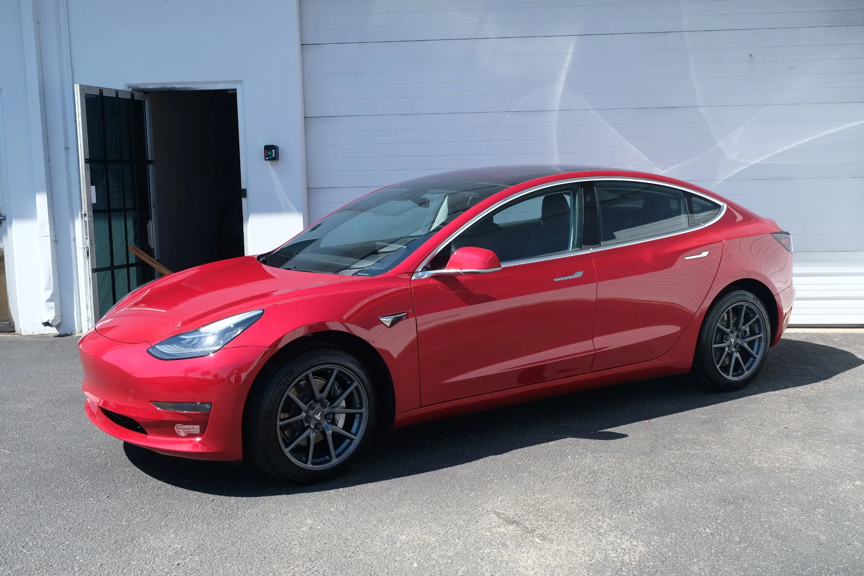 2020 Tesla Model 3 (Multicoat Red) — DETAILERSHIP™
