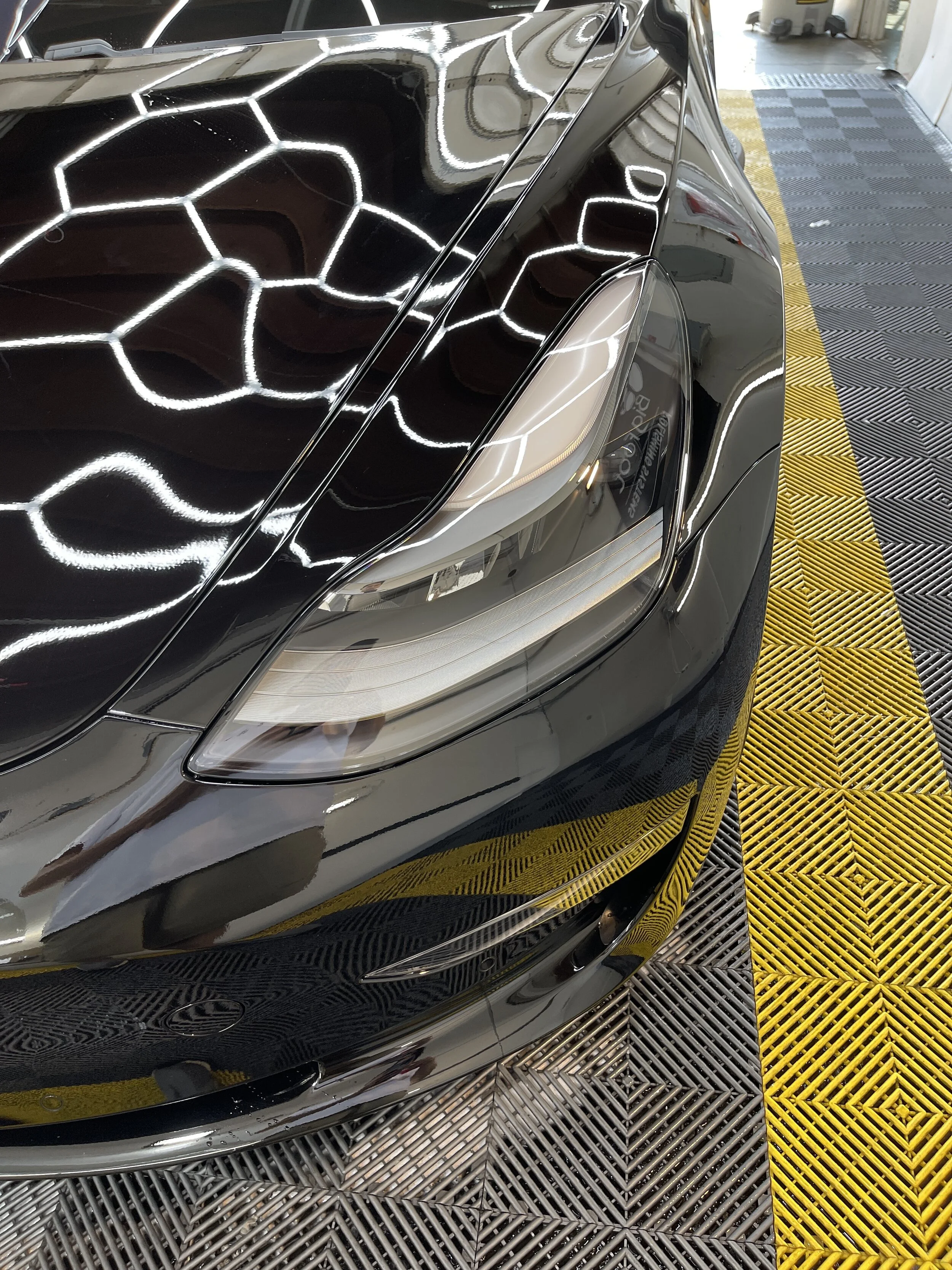 2021 Tesla Model 3 (Black) — DETAILERSHIP™