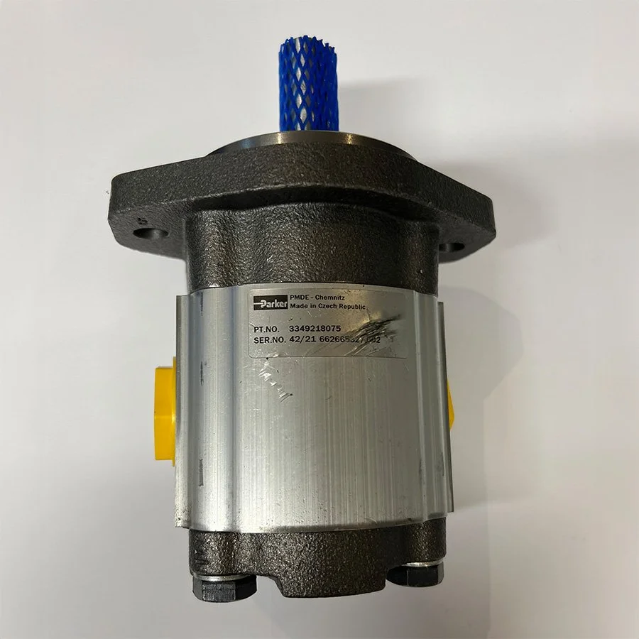 Parker Hydraulic Pump — Dean Resources