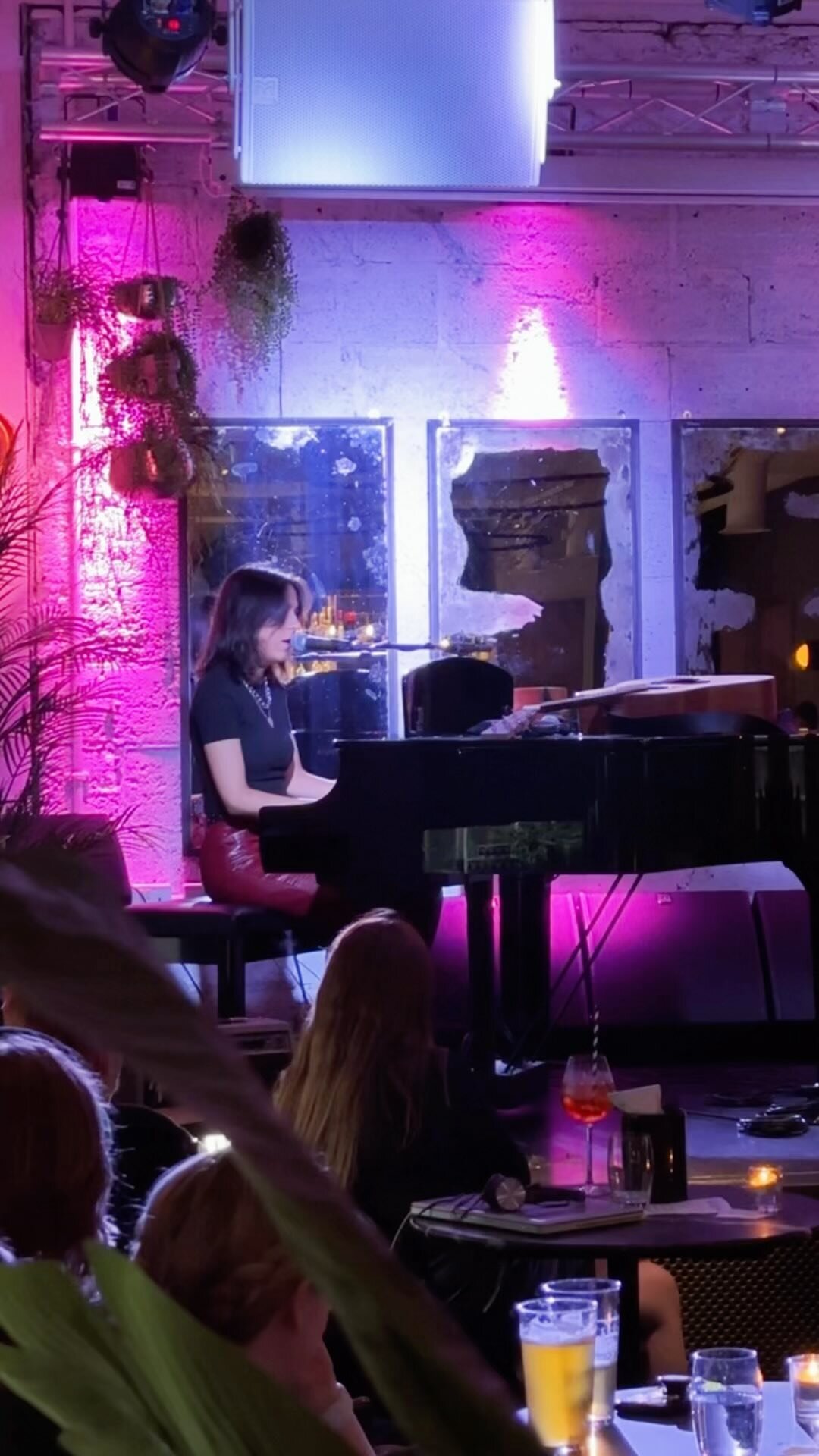 Nadia Sheikh Official Website — Nadia Sheikh Official Website English ...