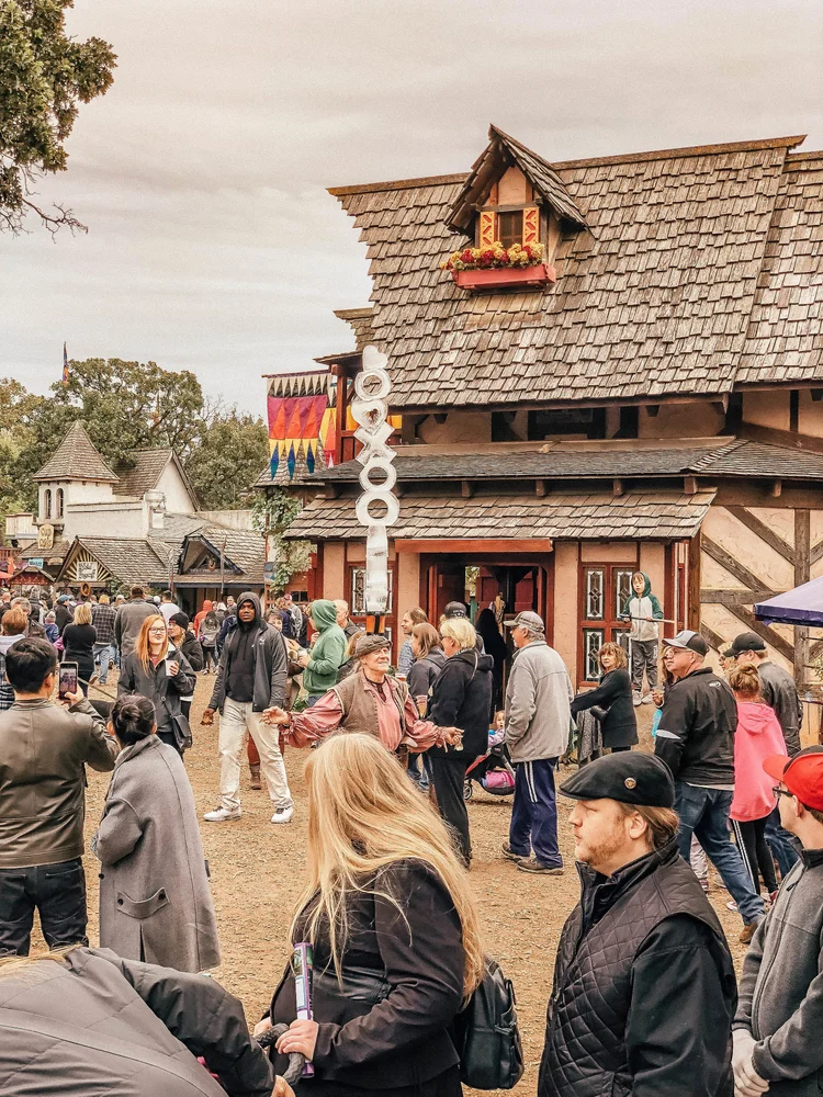 We Went Back in Time at the Minnesota Ren Fest — GalavantGal