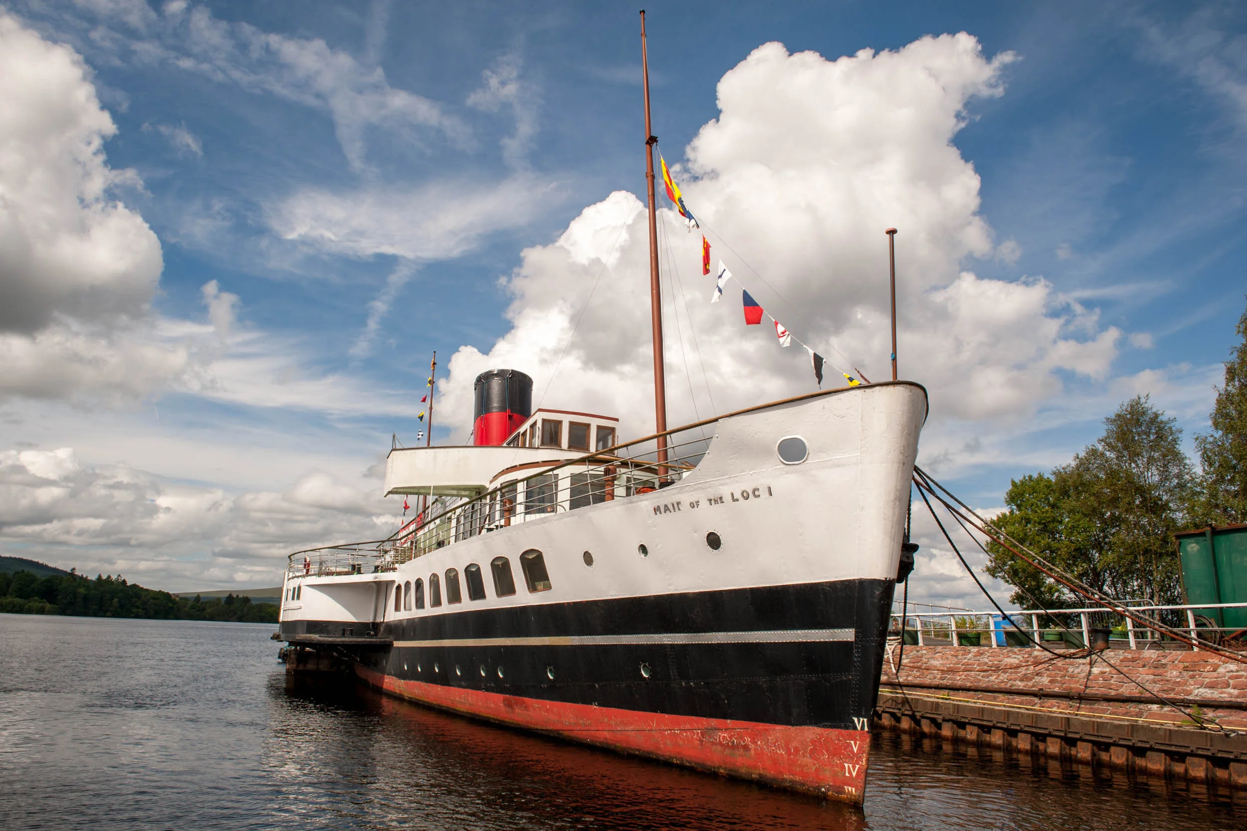 Visit Balloch, Gateway to Loch Lomond — See Loch Lomond :: What to do ...