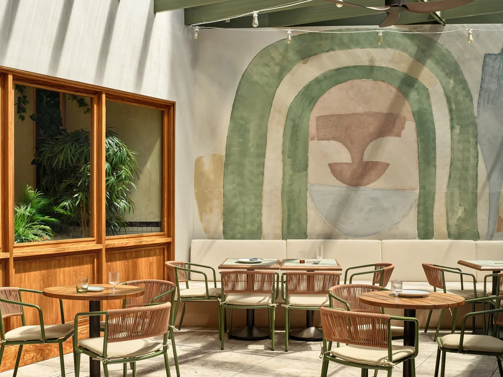Earlwood Hotel — FIVE FOOT ONE DESIGN