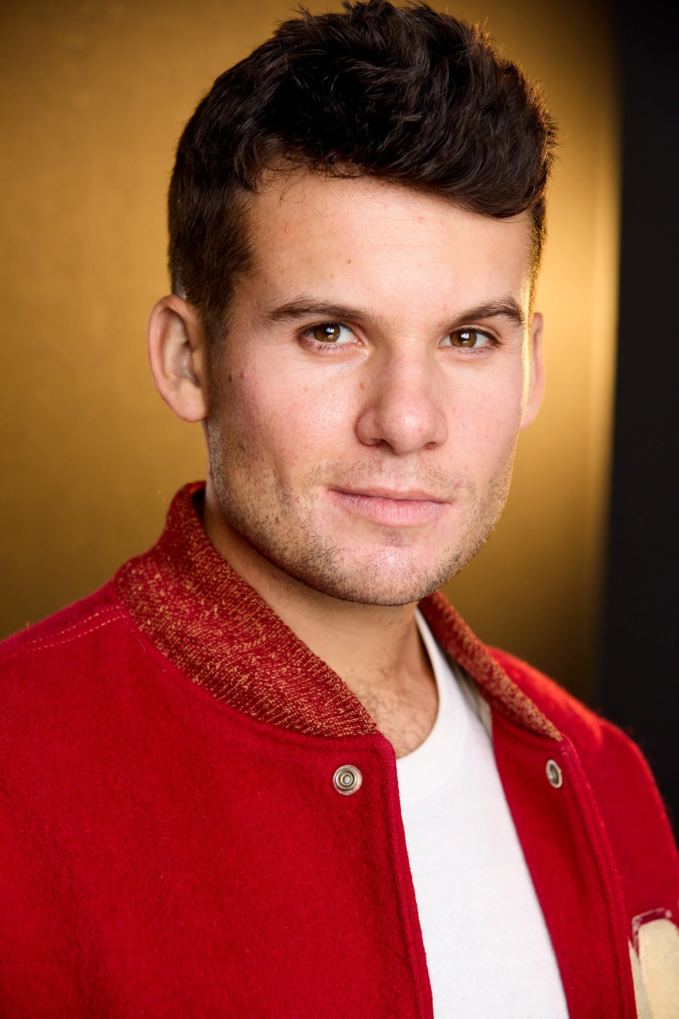 Headshot & Resume — Max Banta