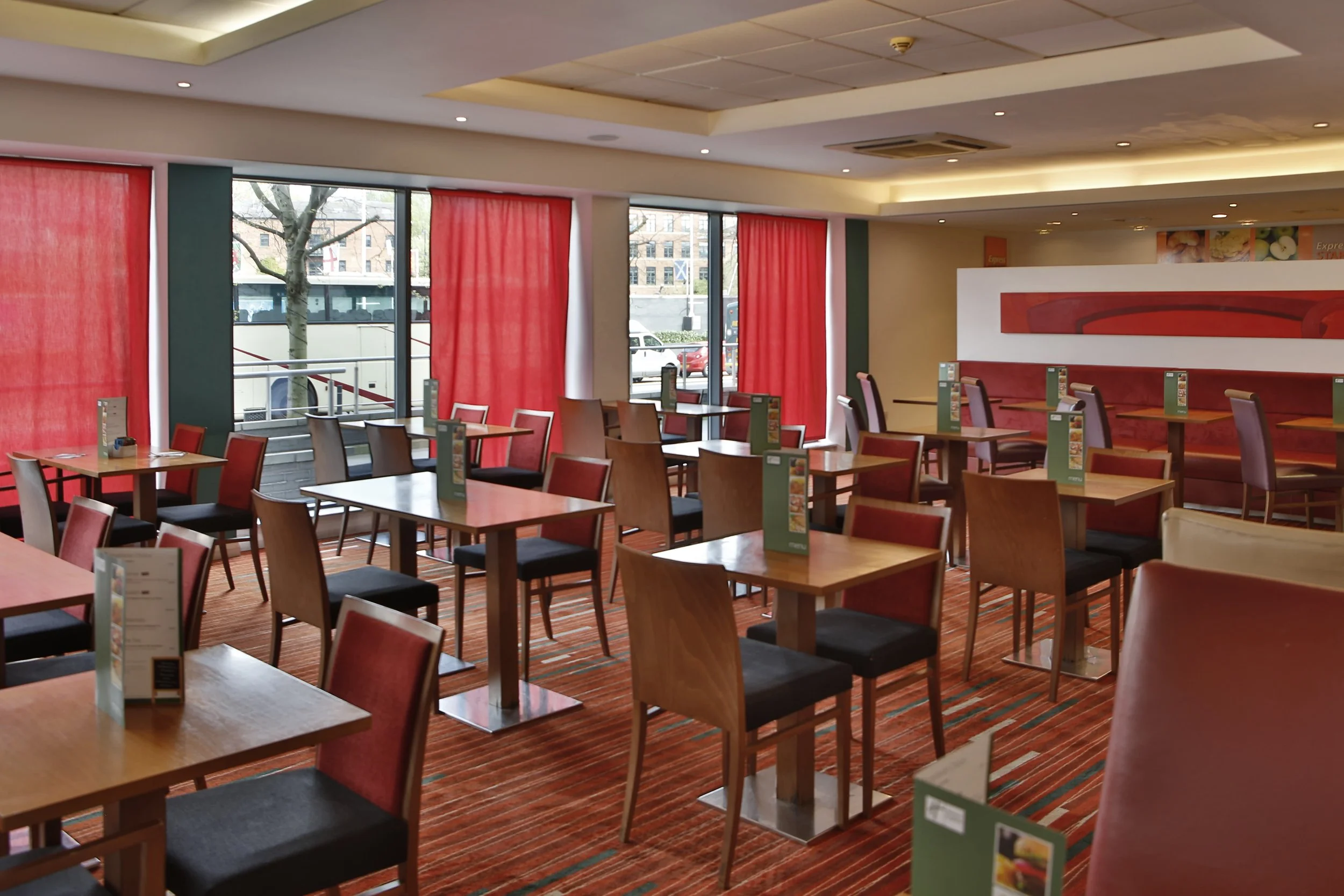 Hotels in Ramsgate-Holiday Inn Express | Starboard Hotels