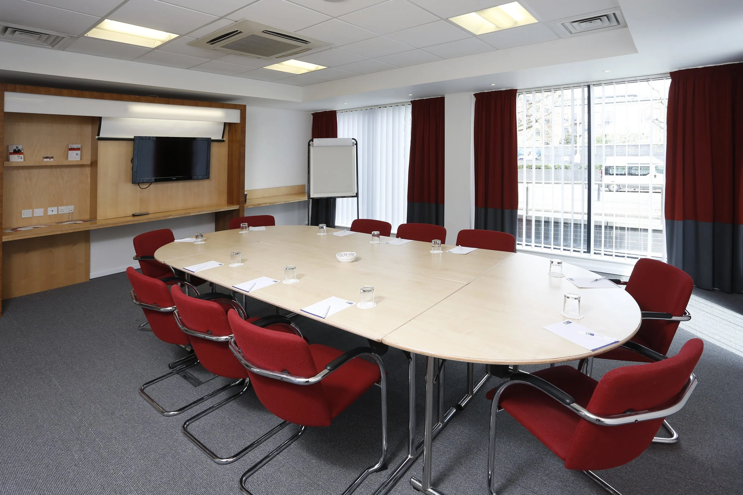 Hotels in Ramsgate-Holiday Inn Express | Starboard Hotels