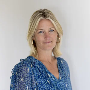 Edwina Grosvenor — One Small Thing