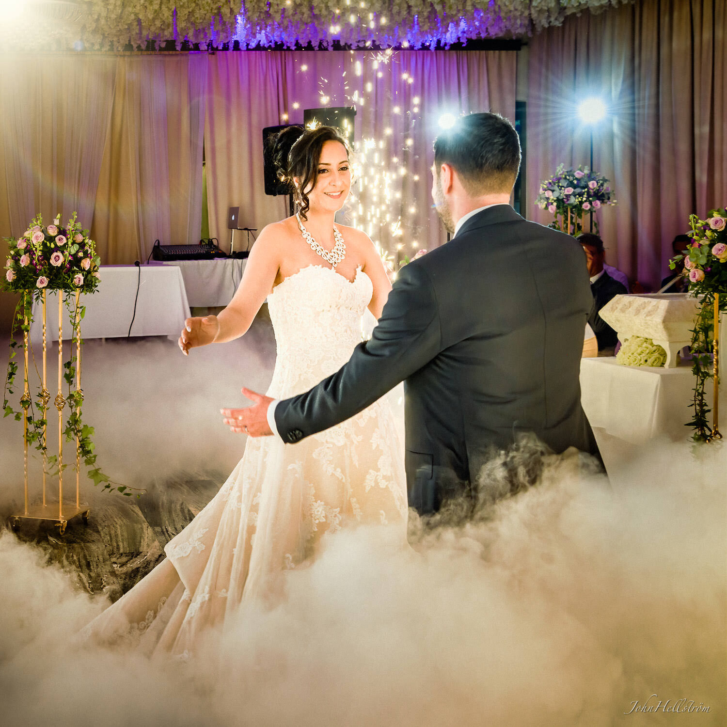 Welcome — Hellström