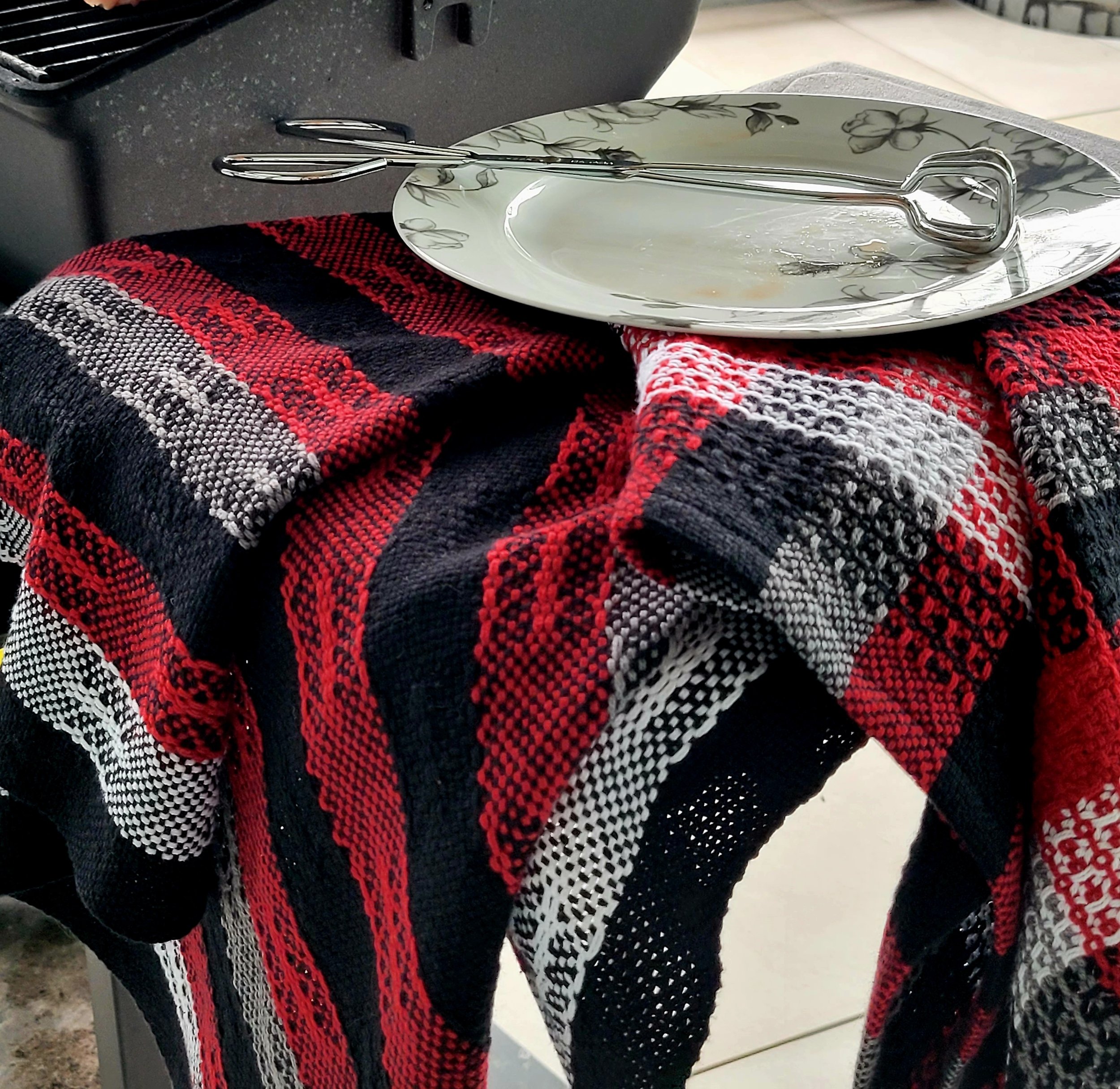 A Modern Twist on Log Cabin Rigid Heddle Weaving Pattern — The Rogue Weaver