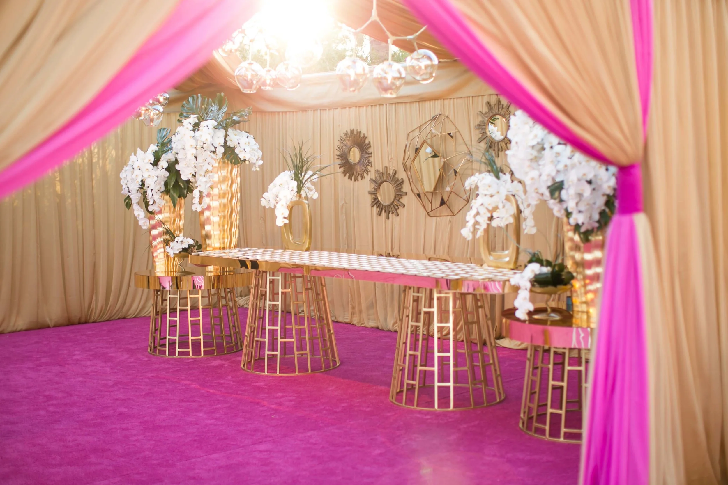 Cocktails in Rose — Iconic Event Studios