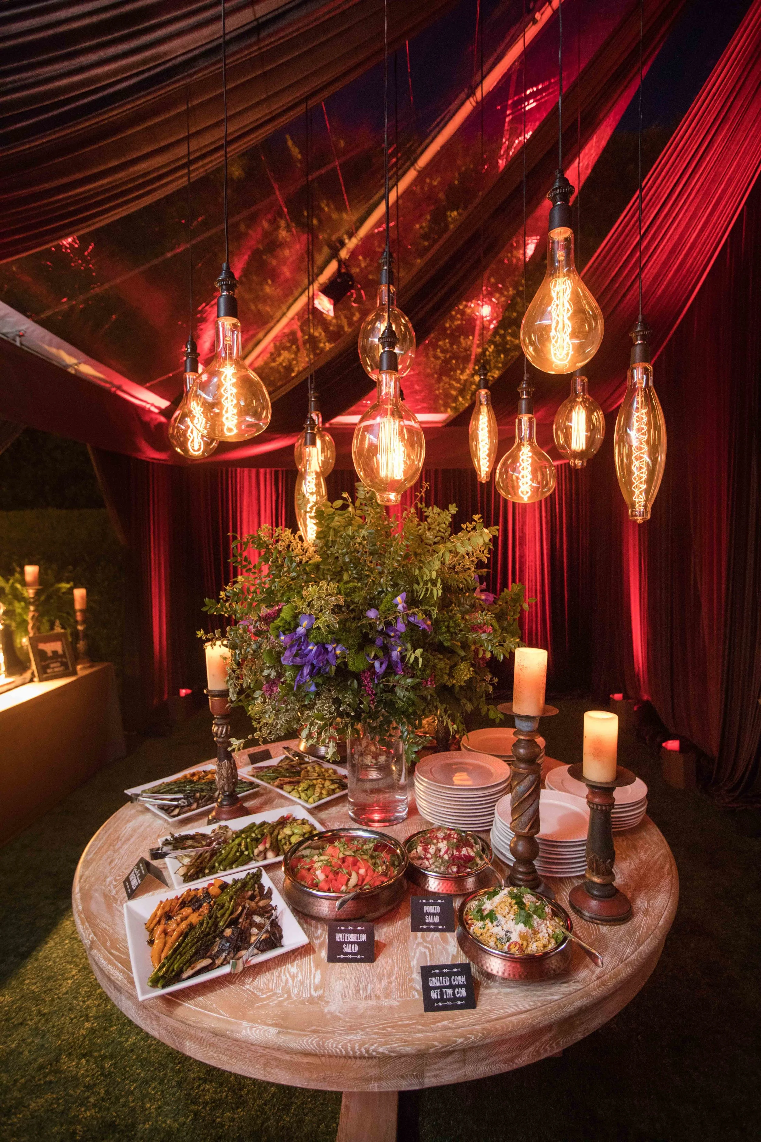 Intimate Barbecue — Iconic Event Studios