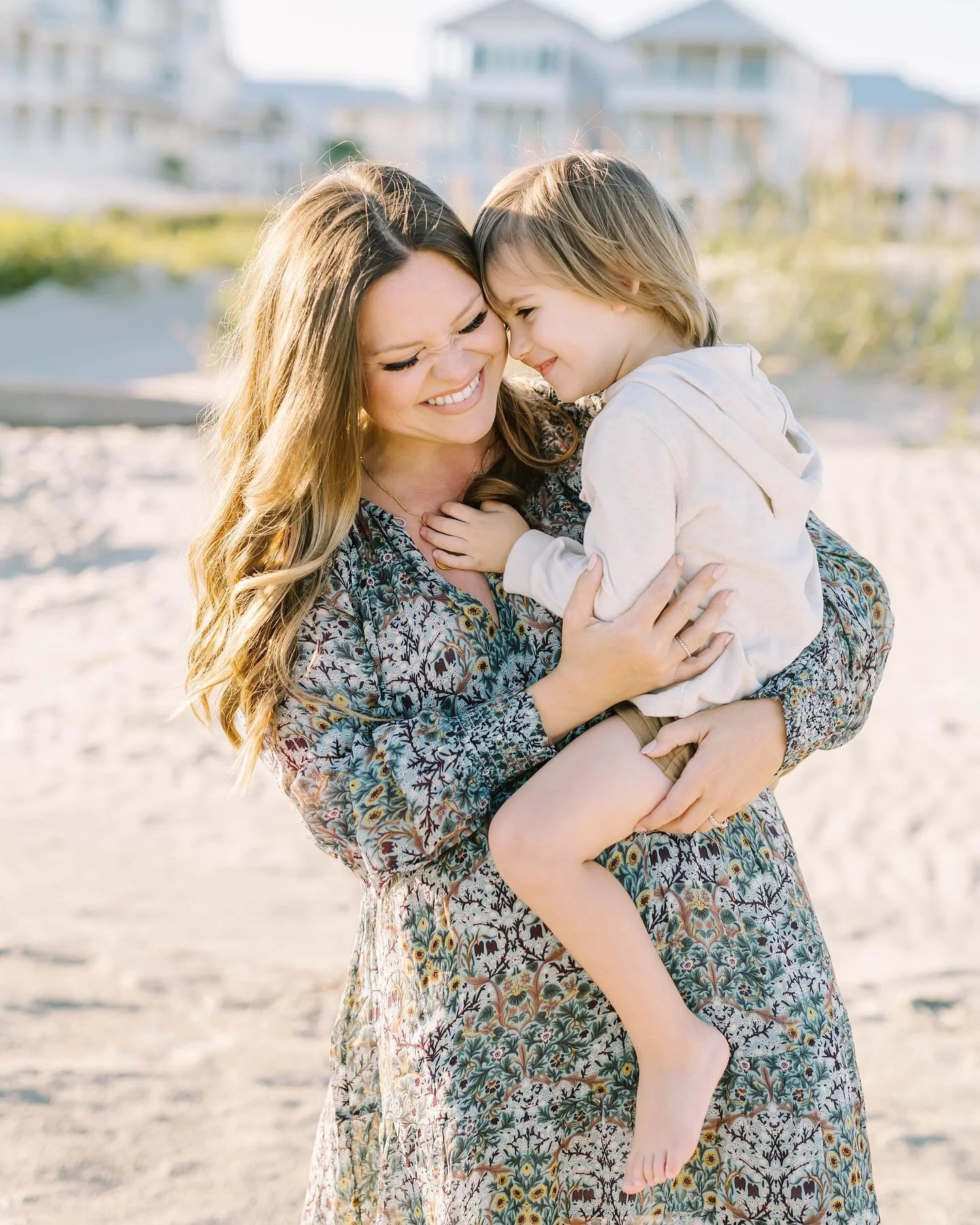 BESTIES FOR LIFE | AUSTIN BEST FRIENDS PORTRAITS — Kimberly Brooke ...