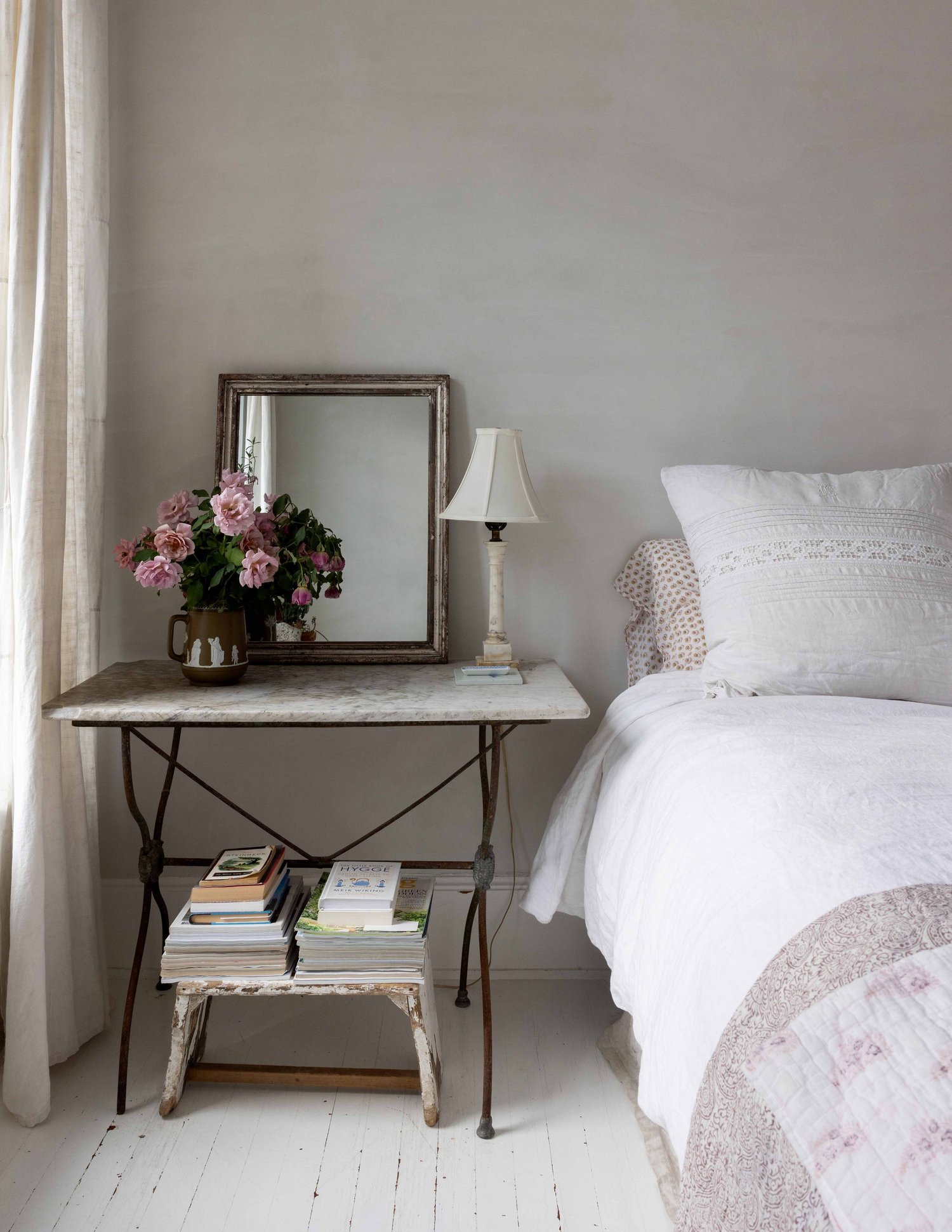 Past Perfect: At Home with Red Chair — Lonny