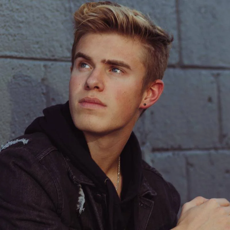 Jackson Nance — B! Noticed PR & Artist Management
