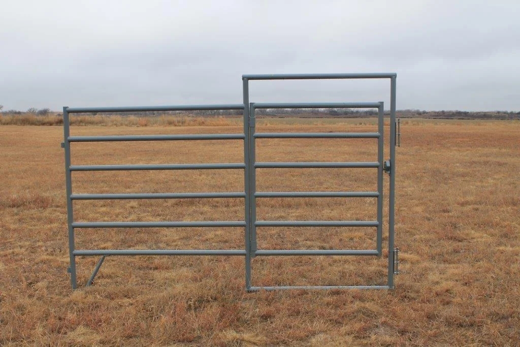 Panels & Bow Gates — Filson Livestock Equipment