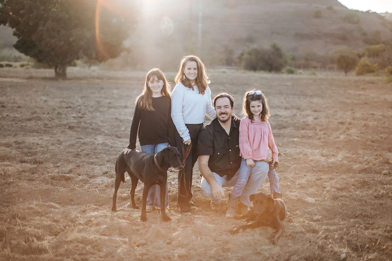Capturing Moments at San Juan Capistrano: The Scanlan Family — Rhea ...