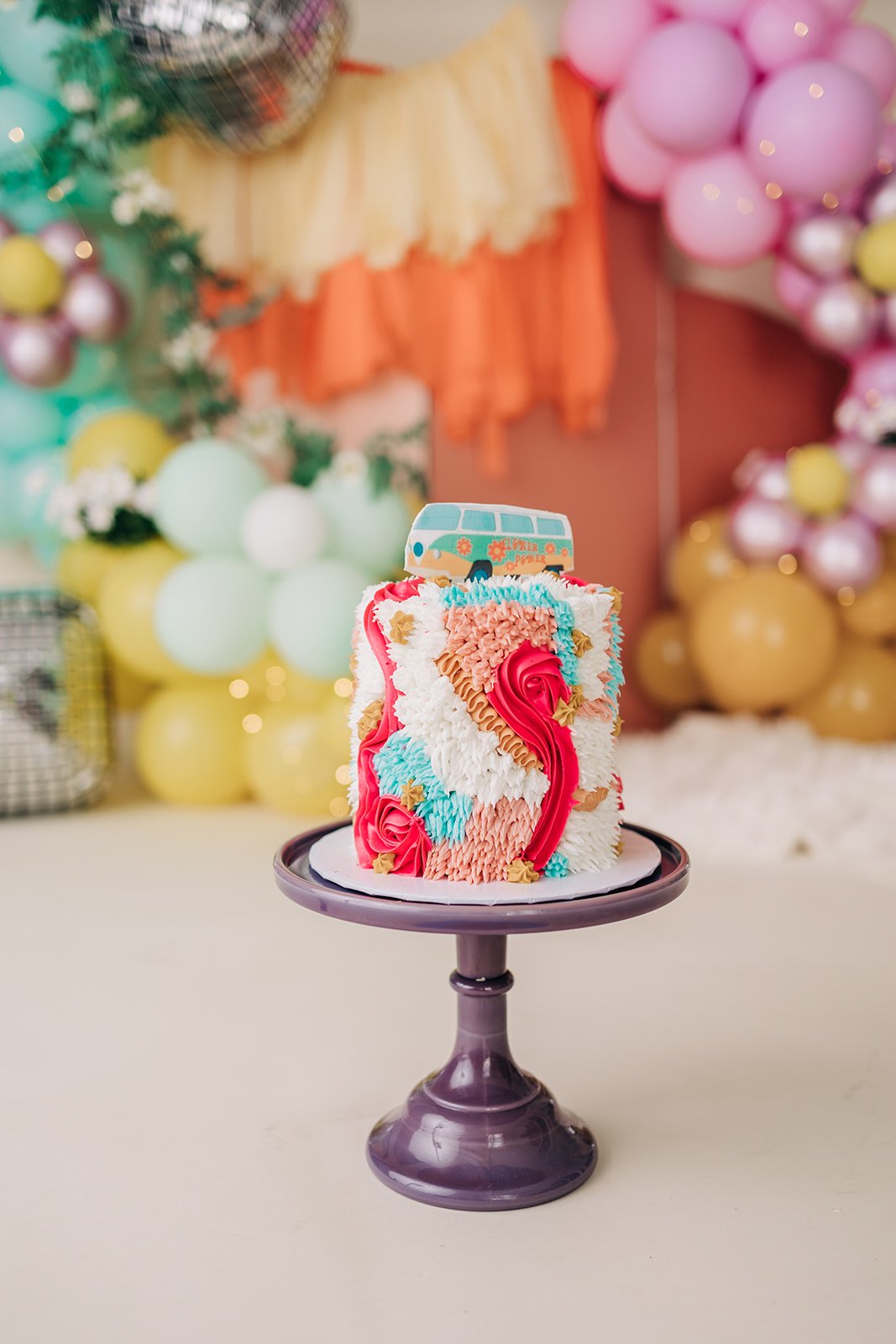 Reliving the Groovy 70s: A Cake Smash Session to Remember — Rhea ...