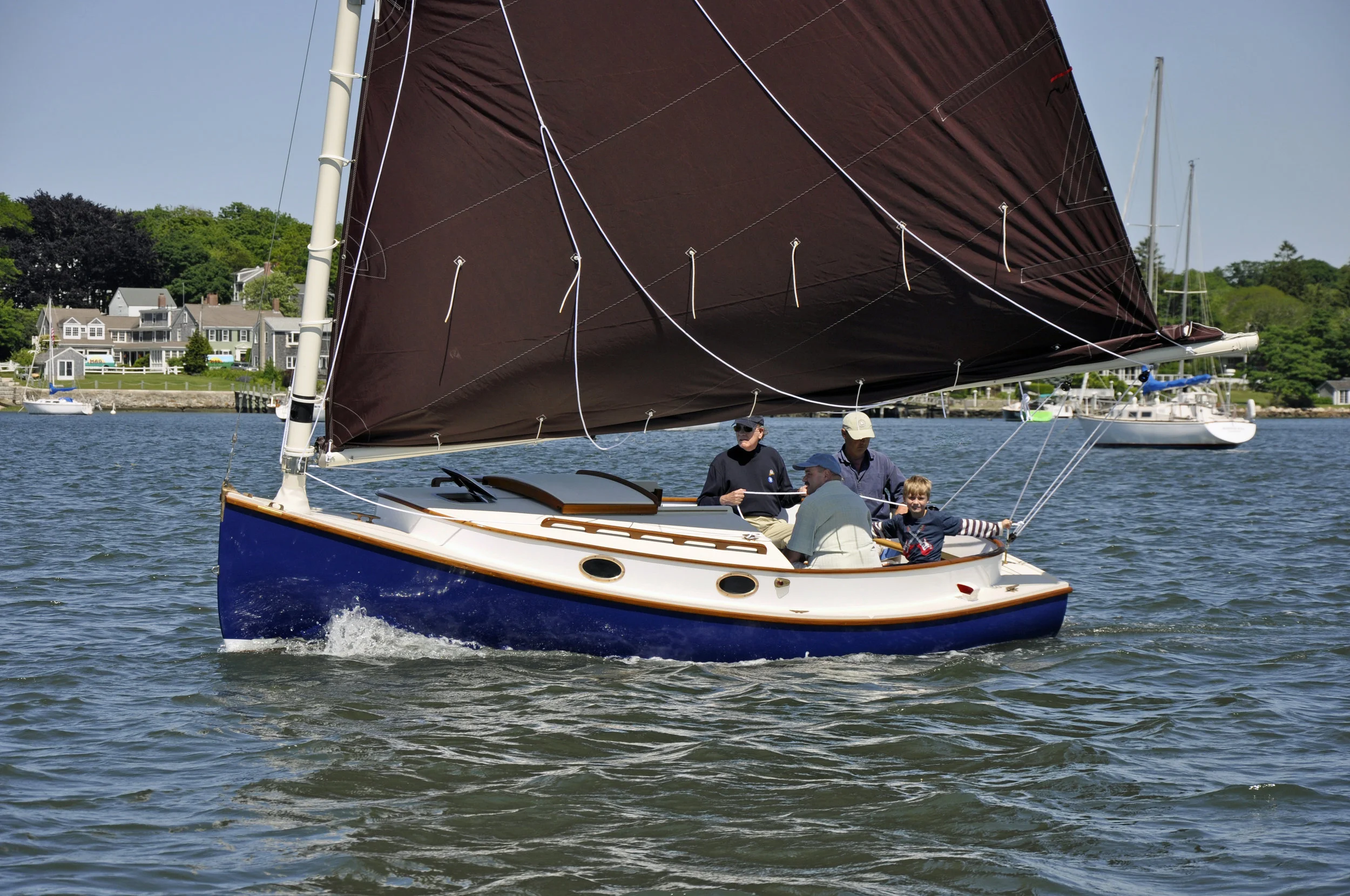 Marshall Sanderling Gallery — Marshall Marine Corporation