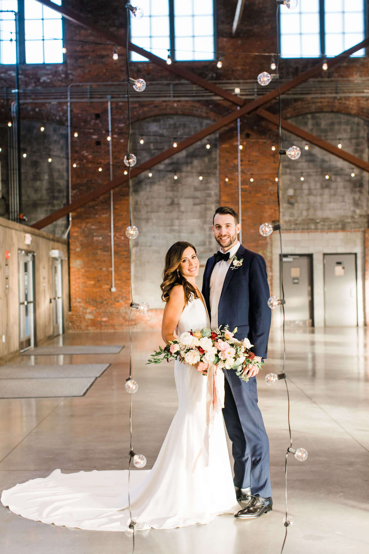 7 Pilihan Tema Dekor Pelaminan untuk Pasangan kekinian - DANASTRA ...