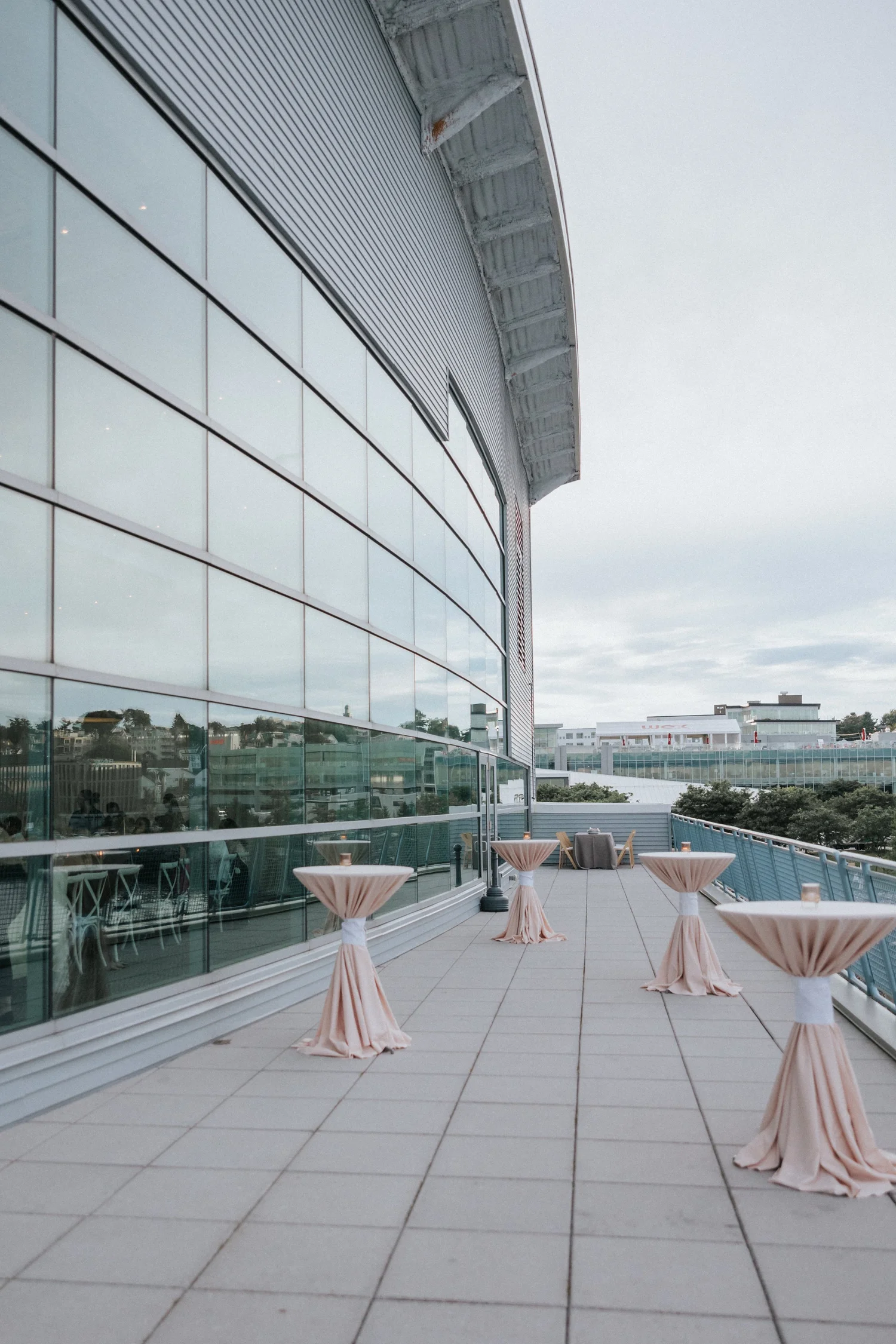 A Breathtaking Blush Wedding at Portland's Ocean Gateway | Pinch Me ...