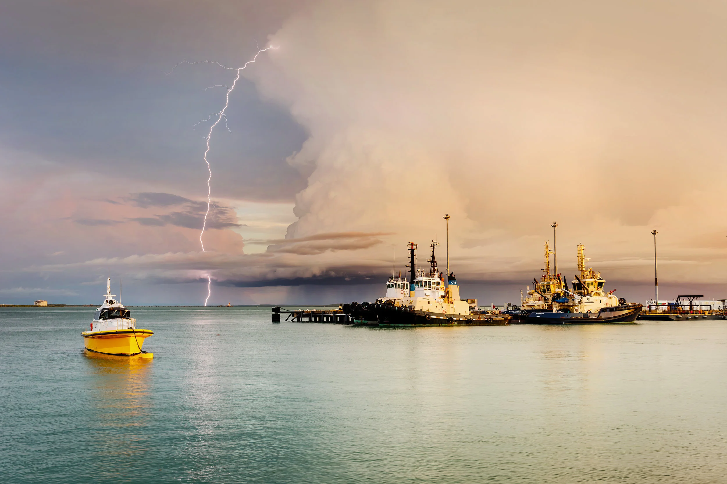 Darwin Seawall — Louise Denton Photography