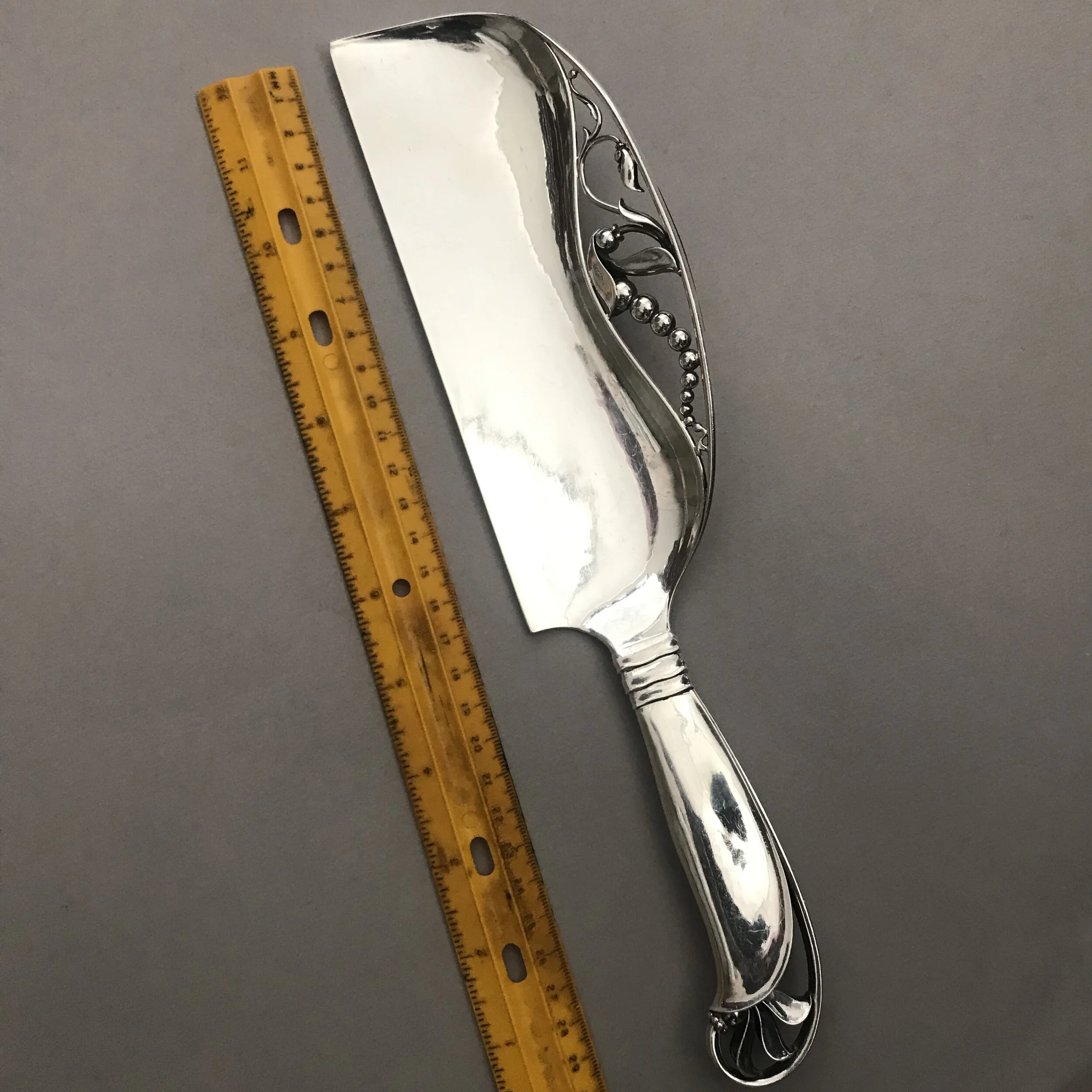 Georg Jensen Sterling Silver Ornamental Table Crumber No.359 - Gallery925