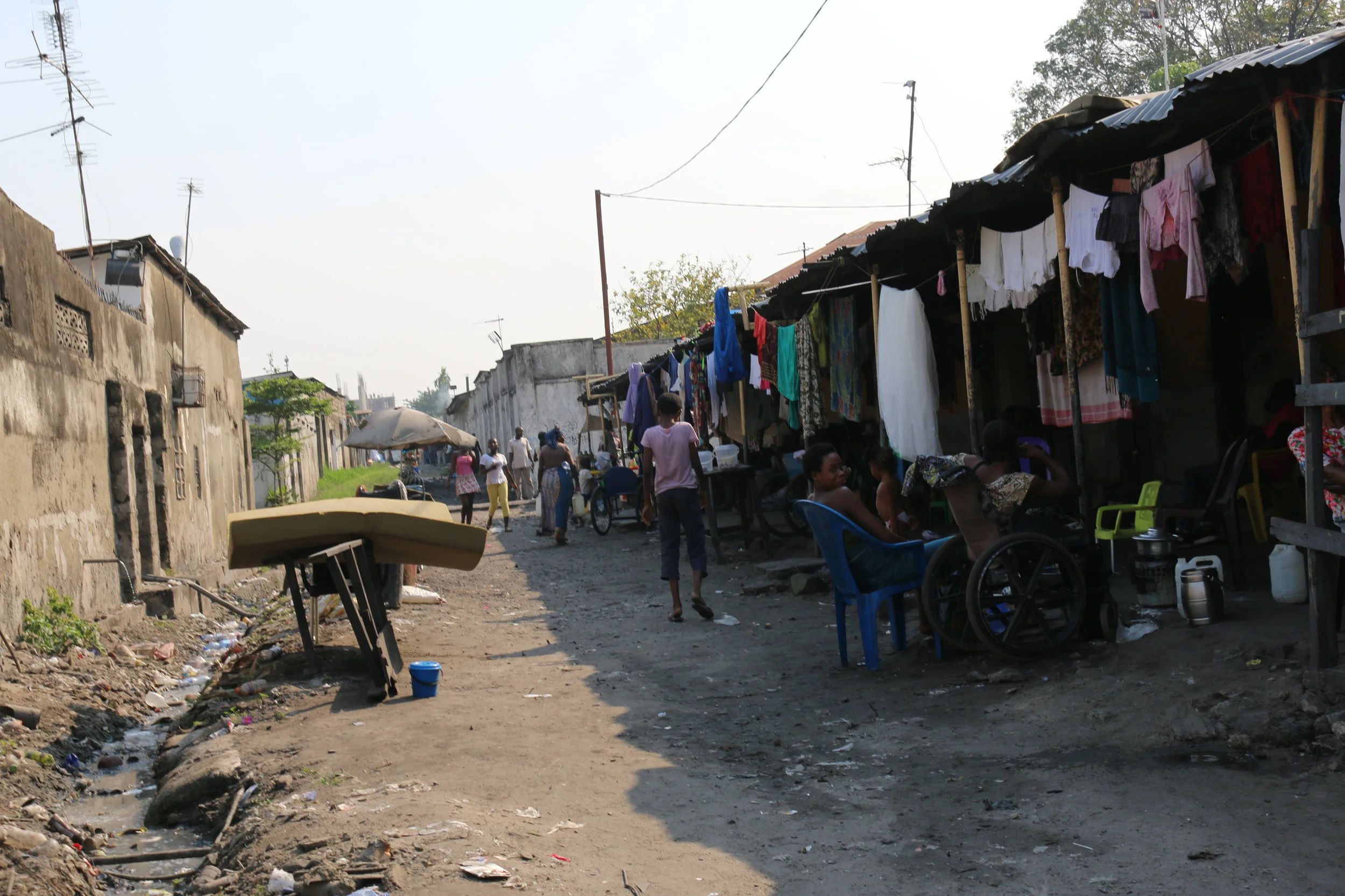 Kinshasa — Extreme Economies