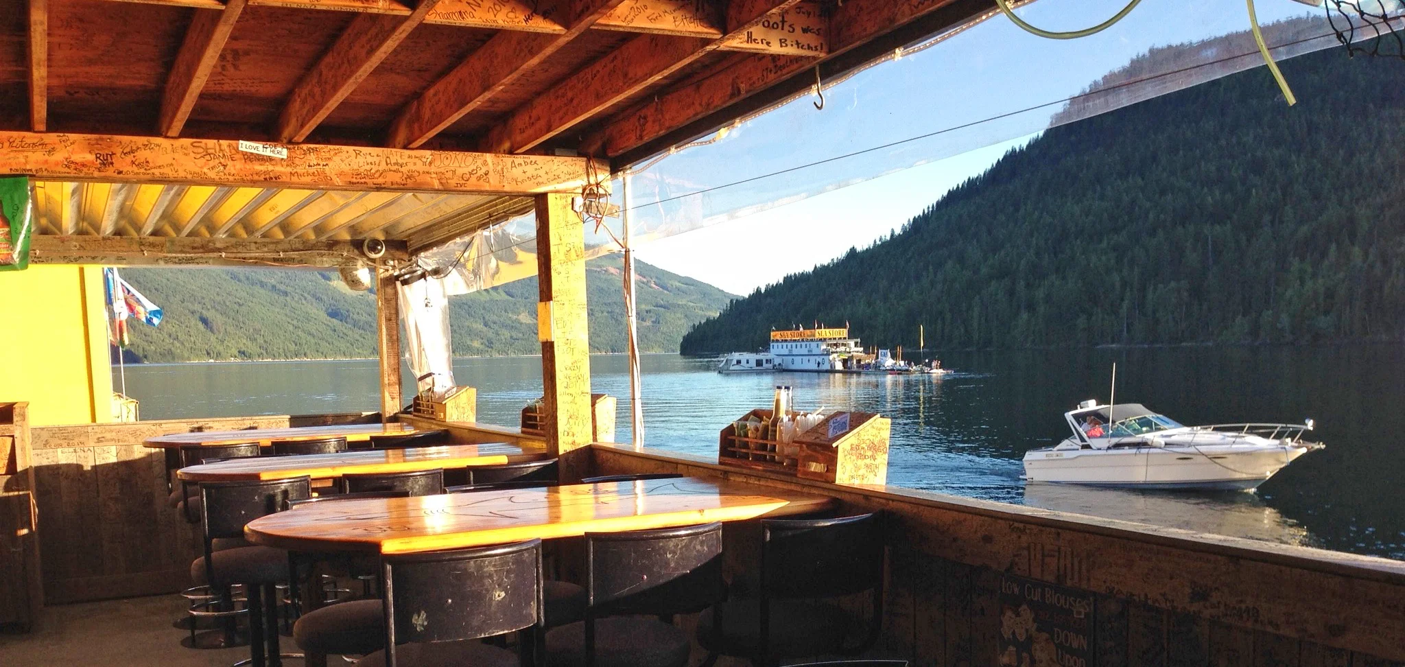 Shuswap Shark Shack | Restaurant + Bar