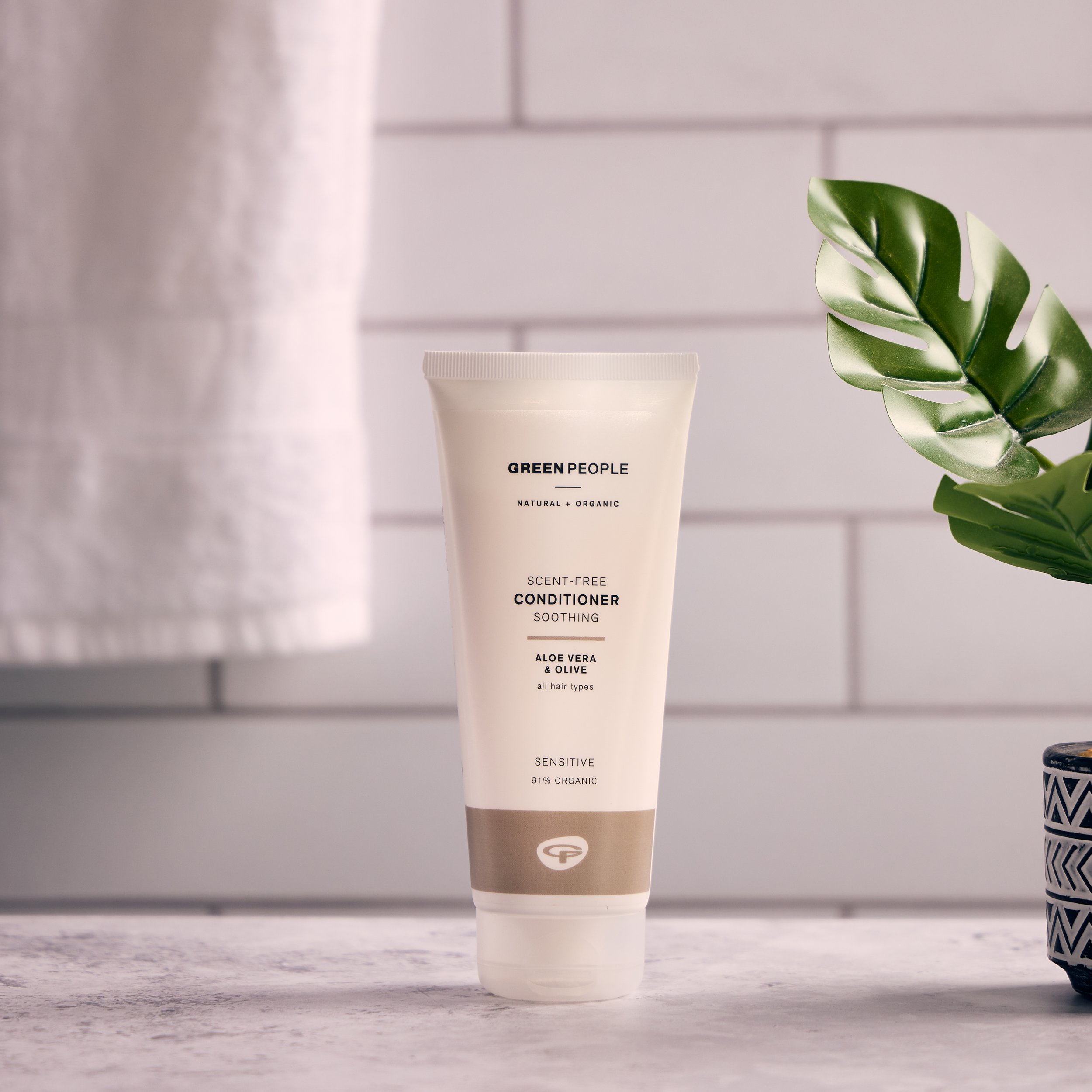 Moisturising Conditioner 200ml — Helios Health & Beauty