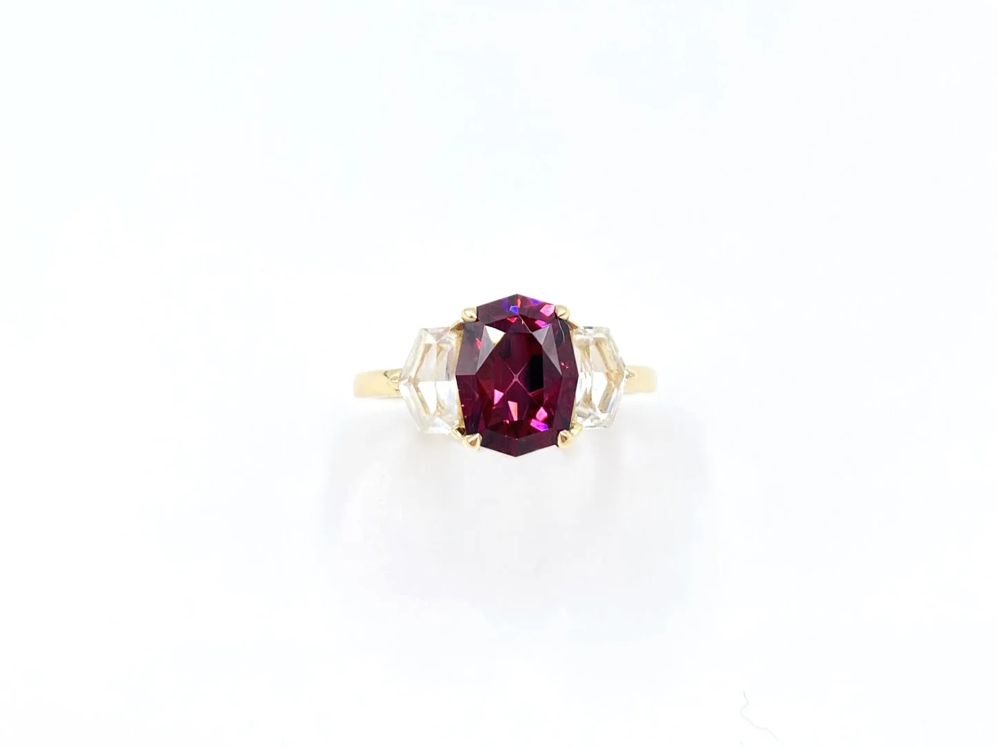 January Birthstones: A Guide to Their Perfect Compliments — Irden ...