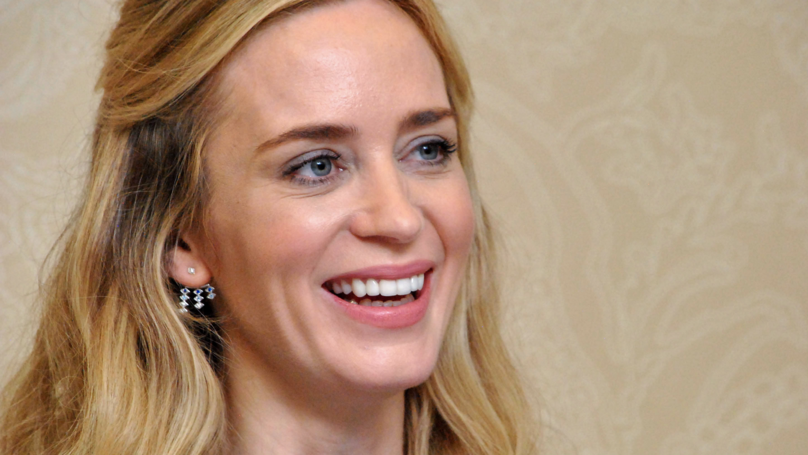 Emily Blunt Veneers