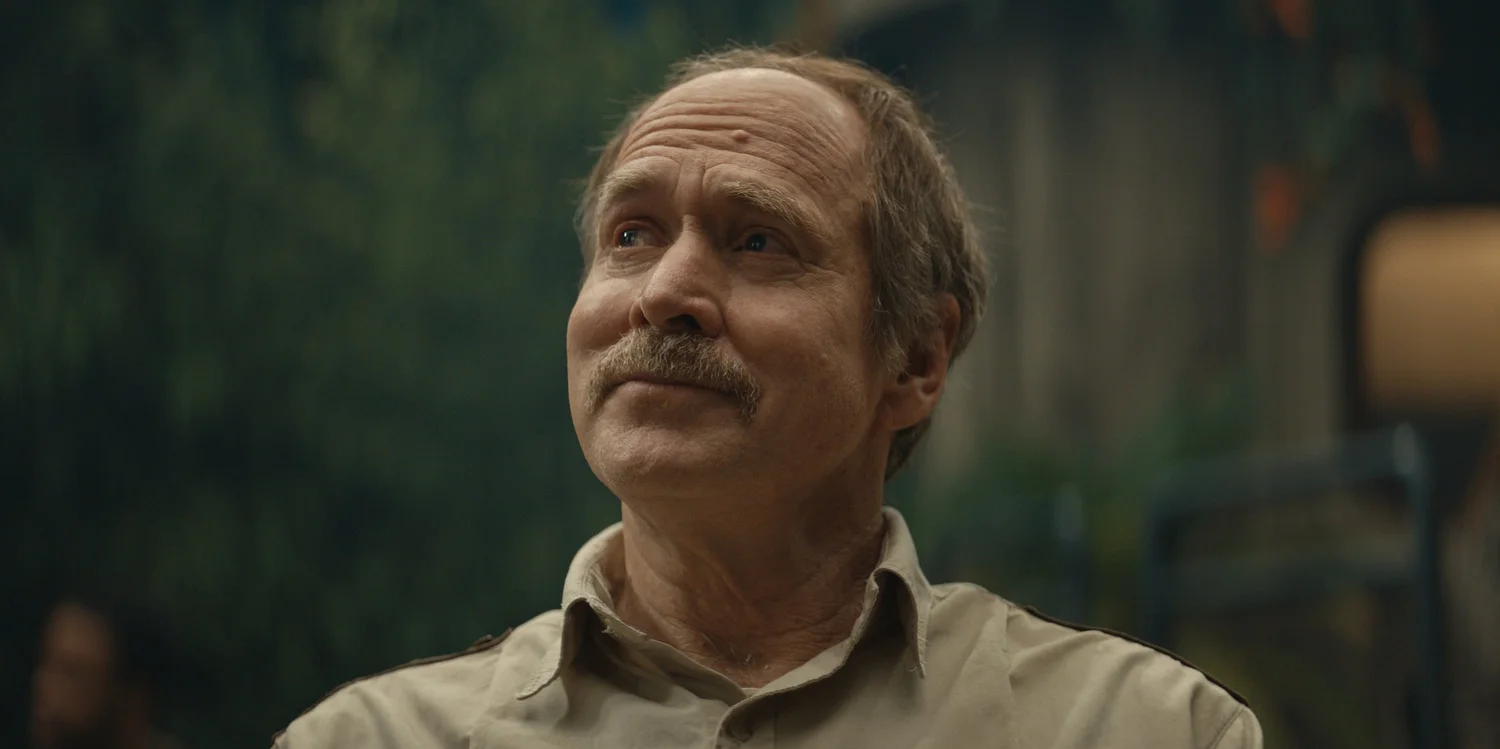 [Silo Review w/ Joe Lipsett] "Machines" Stuns with Murder, Political ...