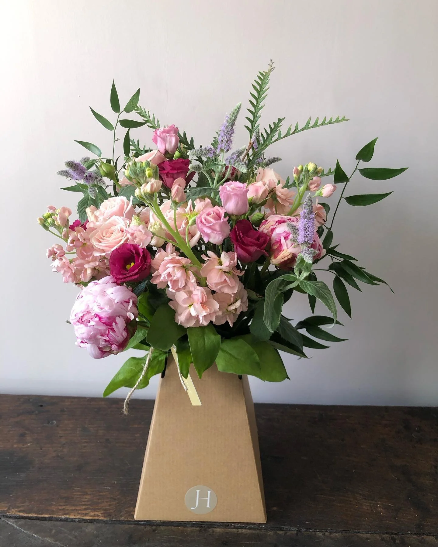 Joanne Harris Floral Design - Stratford-upon-Avon & Banbury based Florist