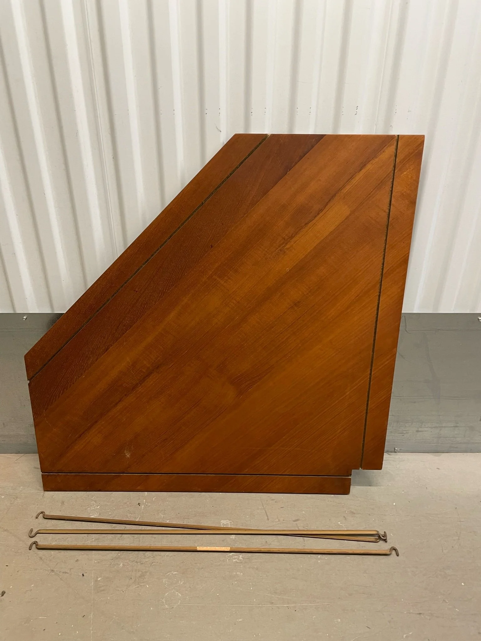 Ladderax — Modern Magpies