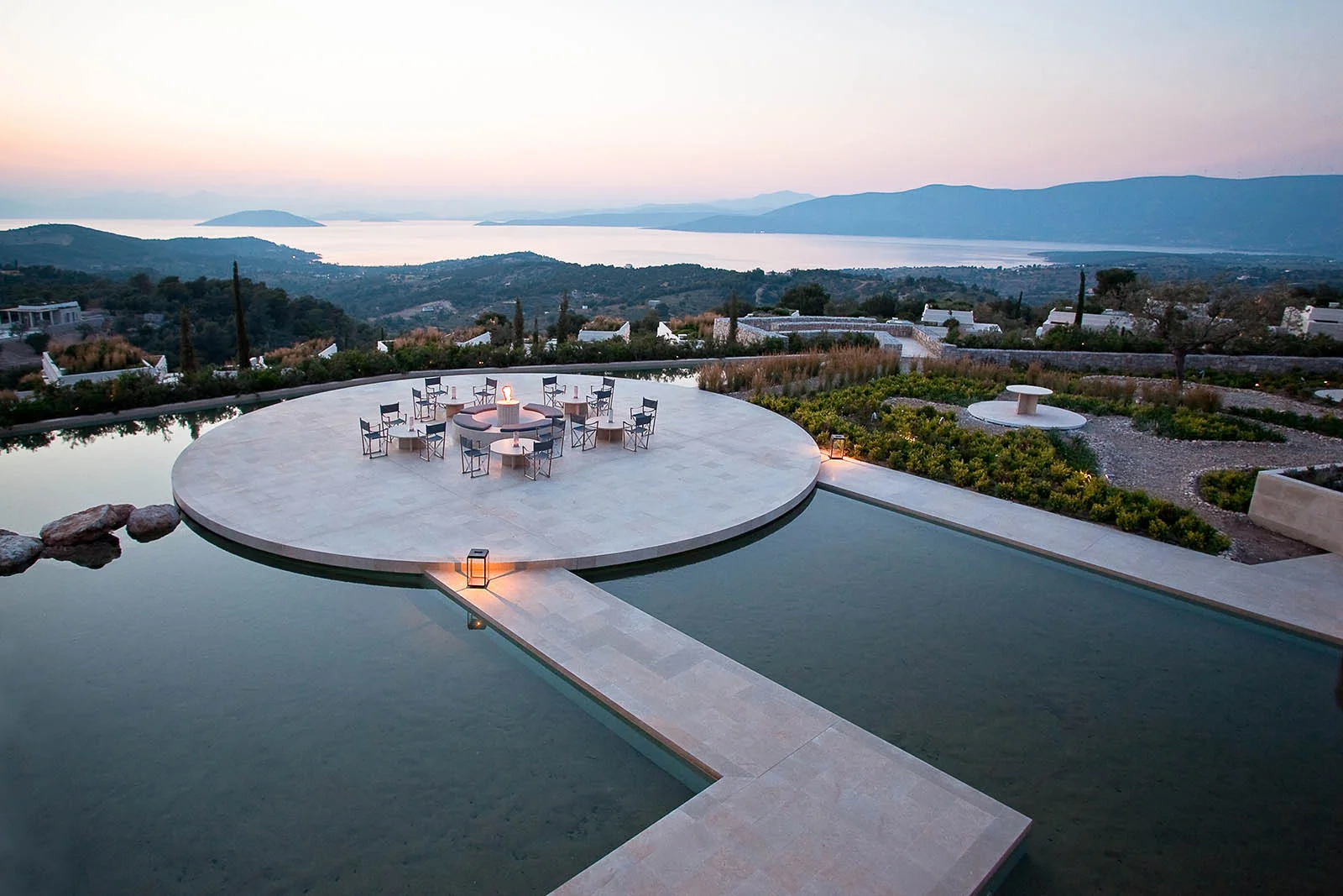 Amanzoe — Stratum Group