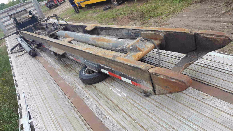 Roll-Off Units — Dixie Truck Centre