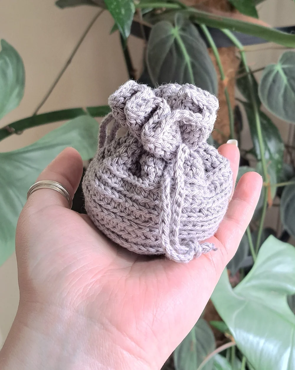 The Use Any Yarn Dice Bag - Free Crochet Pattern — Purple Rose Embroidery