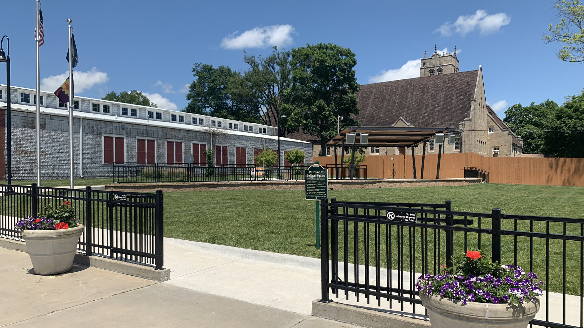 Community — Loyd Builders