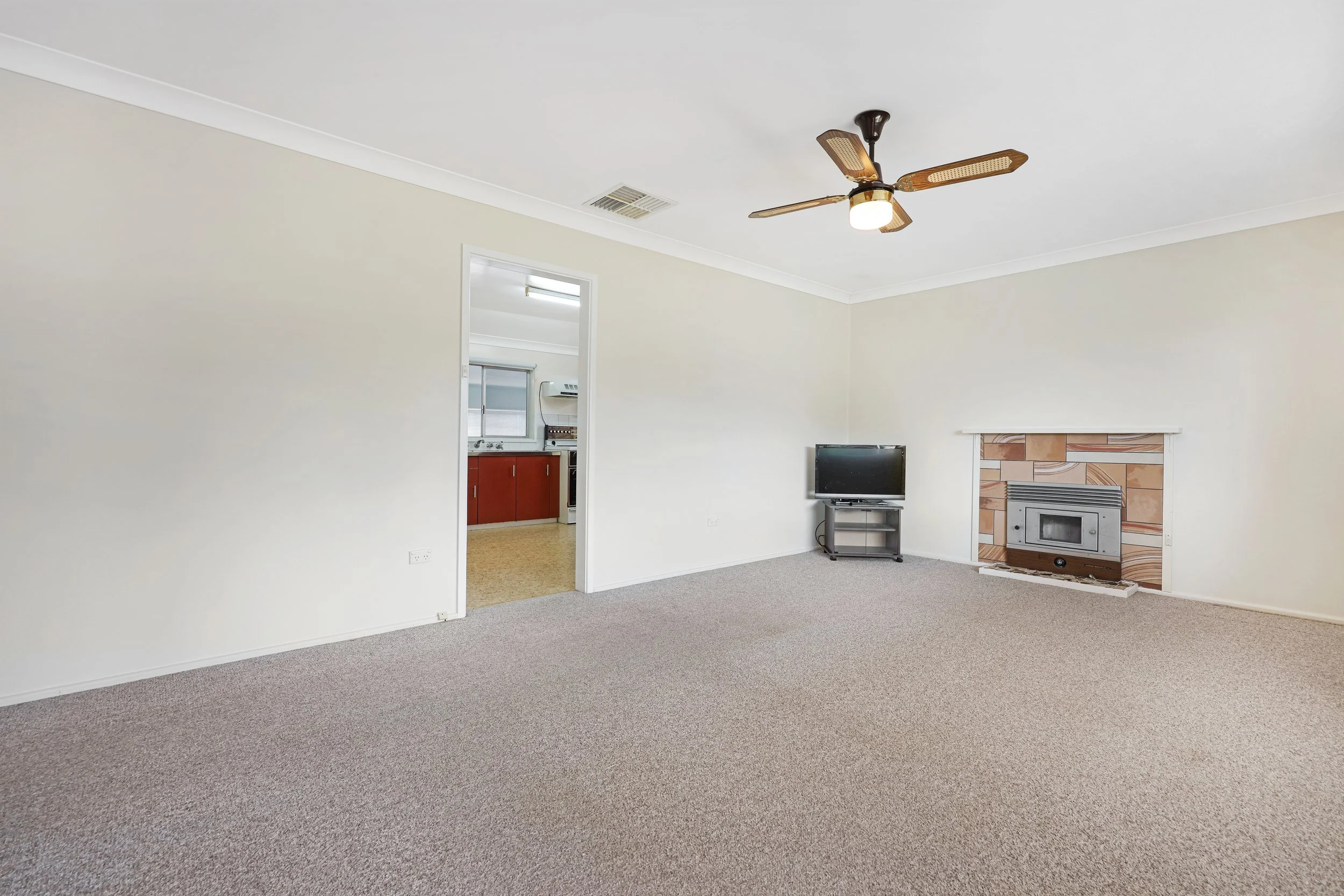 5 LOCKREY DETAILS — Purtle Plevey