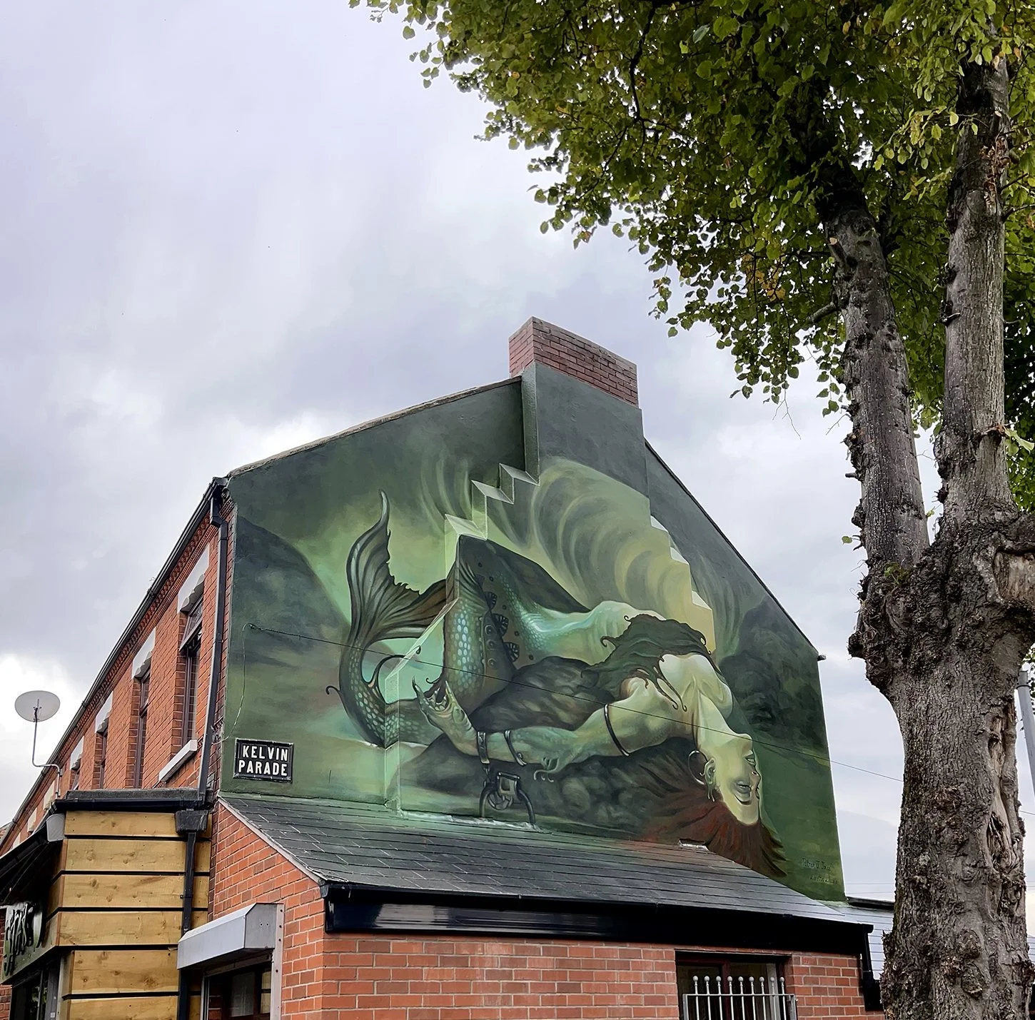 Walls — Loretta Lizzio
