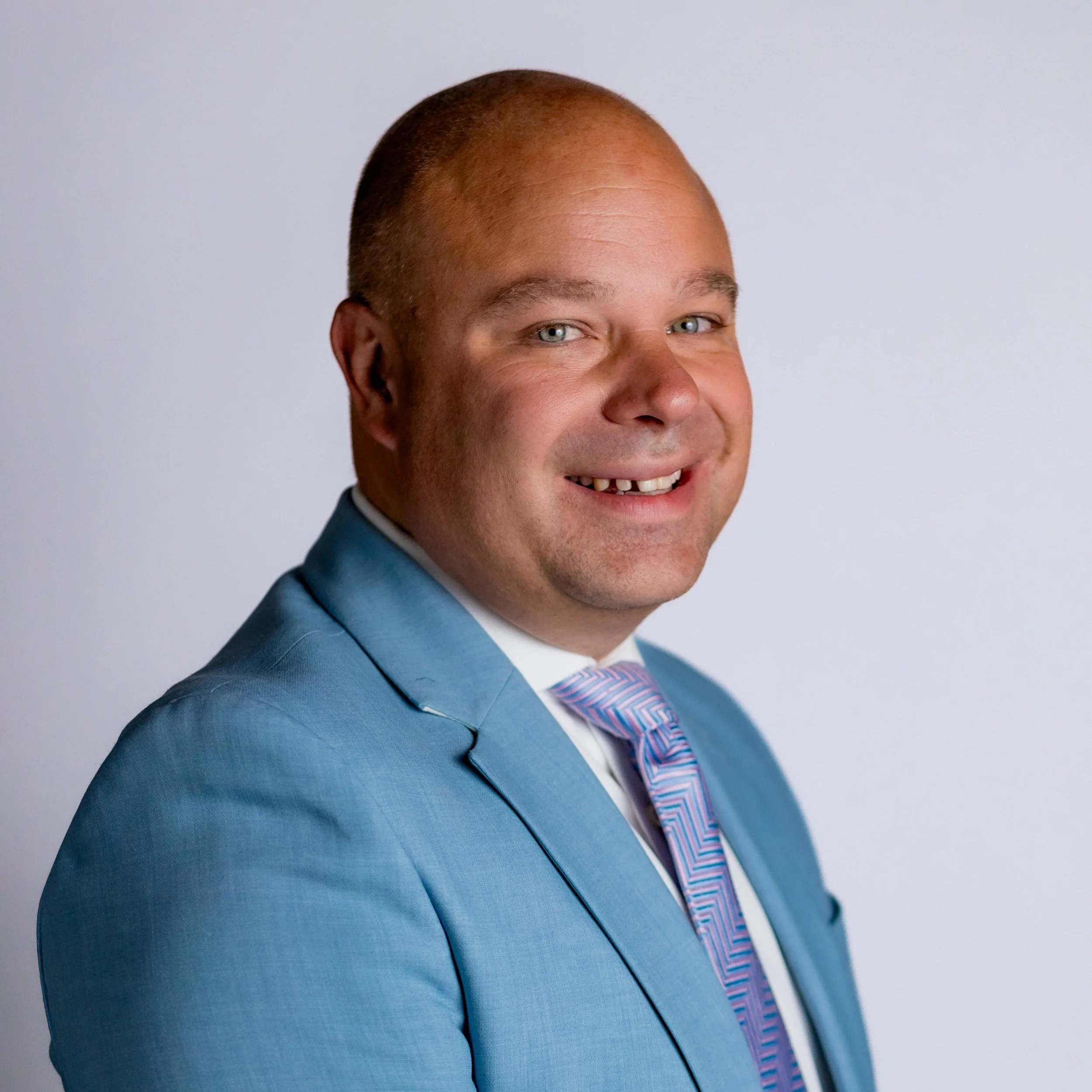 Our Team — 蜜桃app