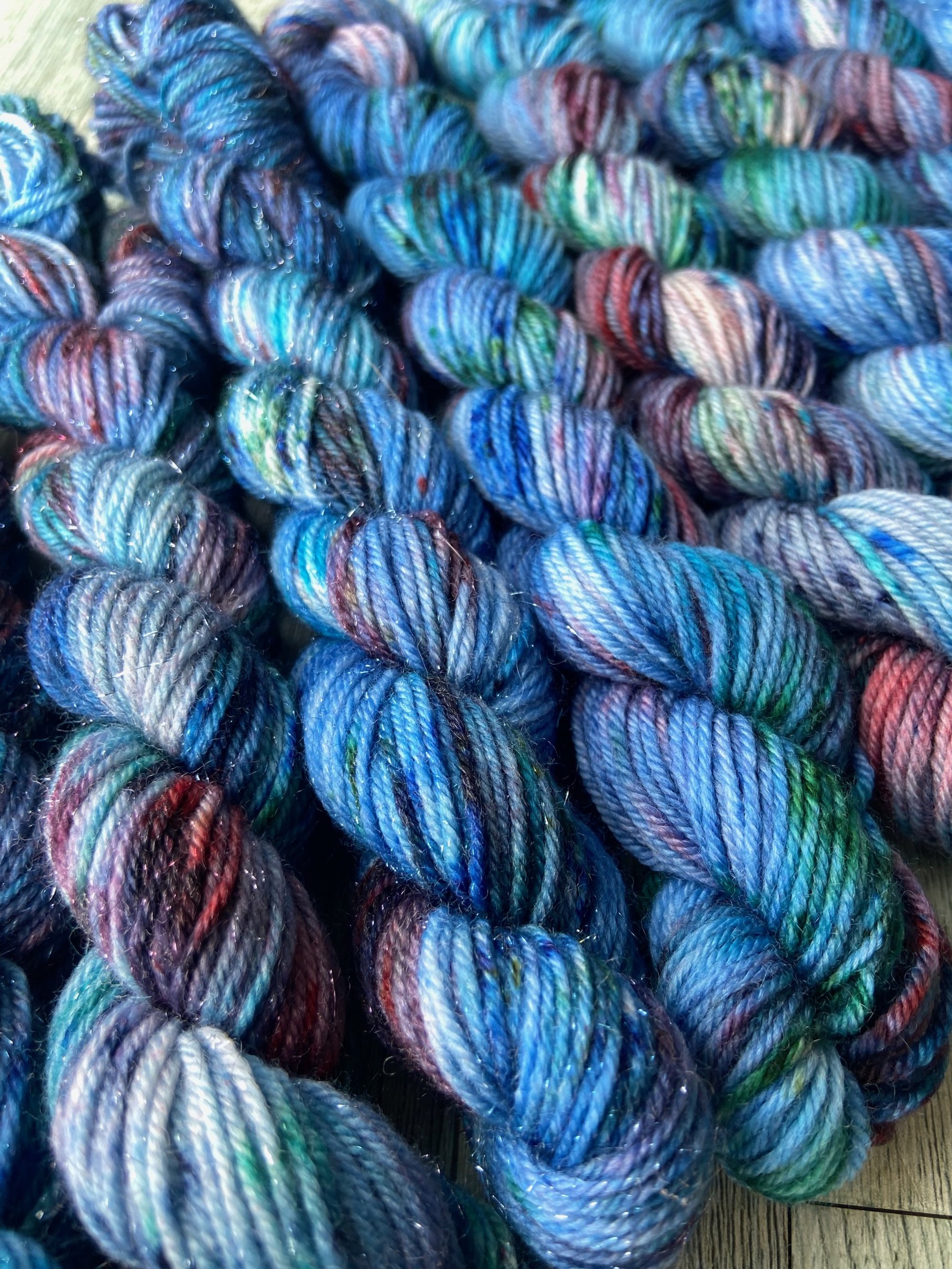 The Vacationer "RIVIERA" Yarn Kit with free pattern — Madrigal Yarns