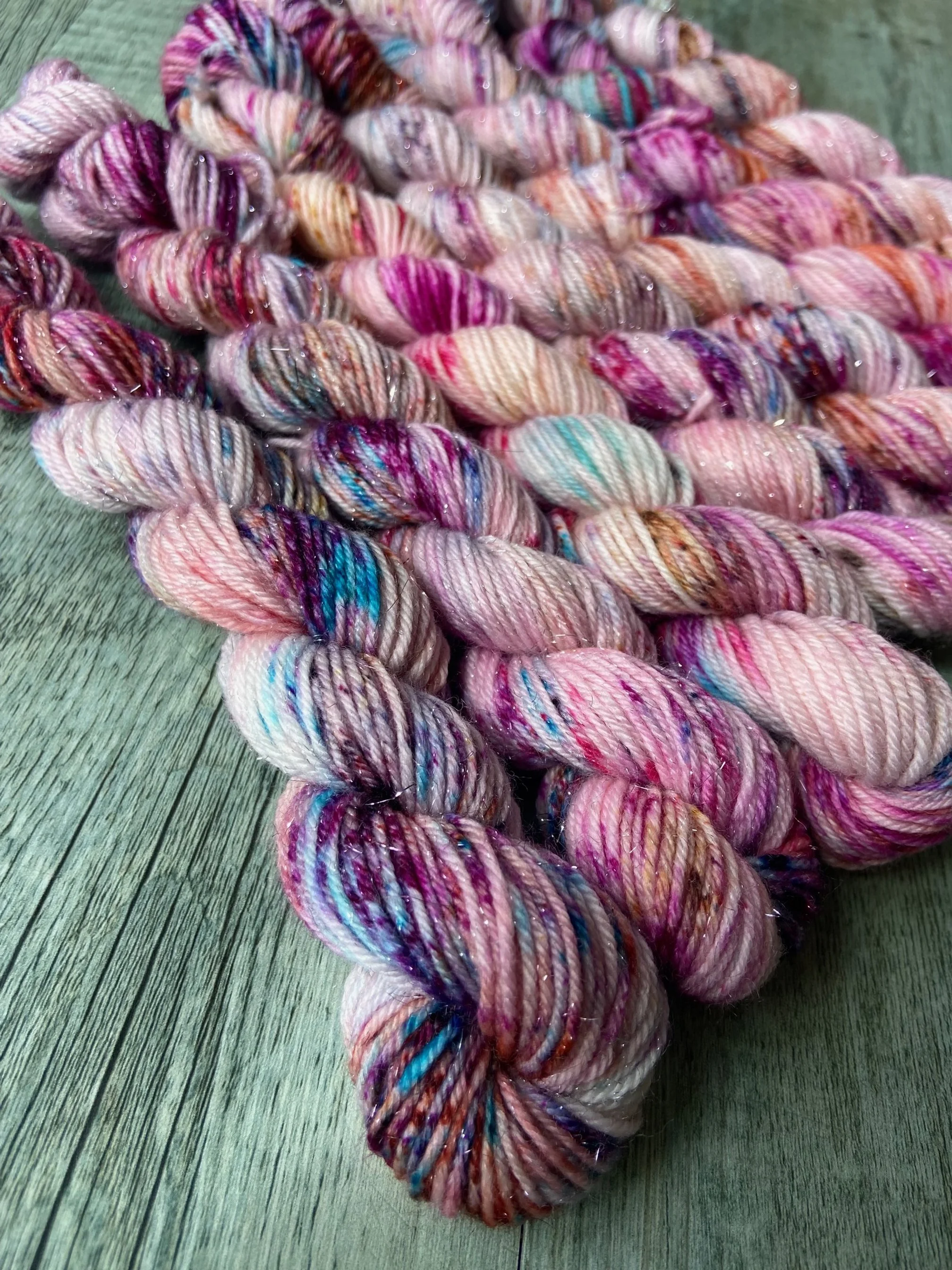 The Vacationer "RIVIERA" Yarn Kit with free pattern — Madrigal Yarns
