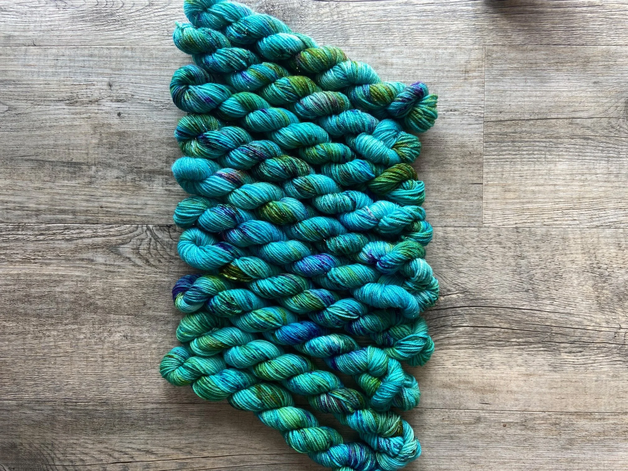 The Vacationer "RIVIERA" Yarn Kit with free pattern — Madrigal Yarns