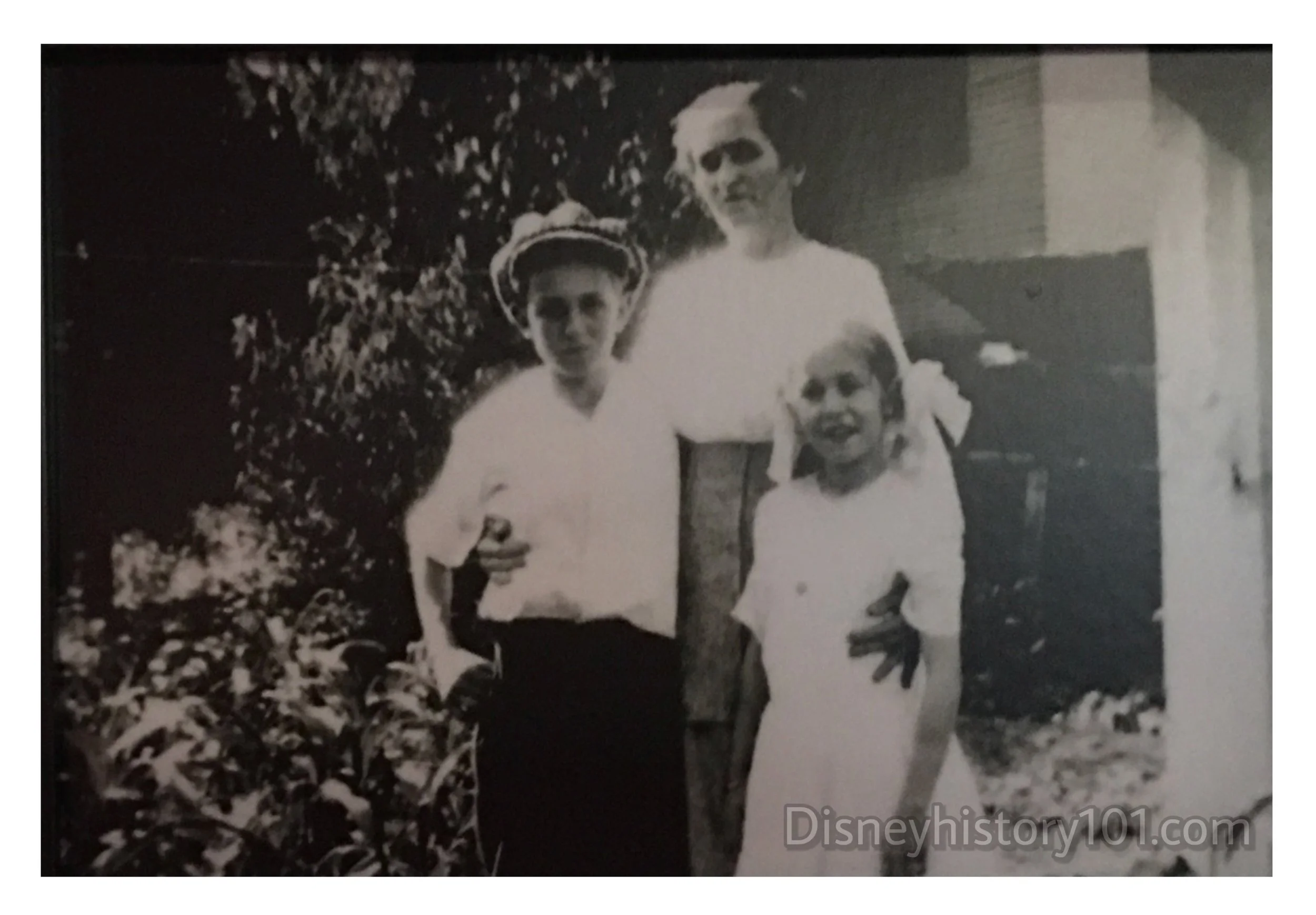 "DISNEY FAMILY HOME - KANSAS CITY MISSOURI" (1914-1921) — Disney ...