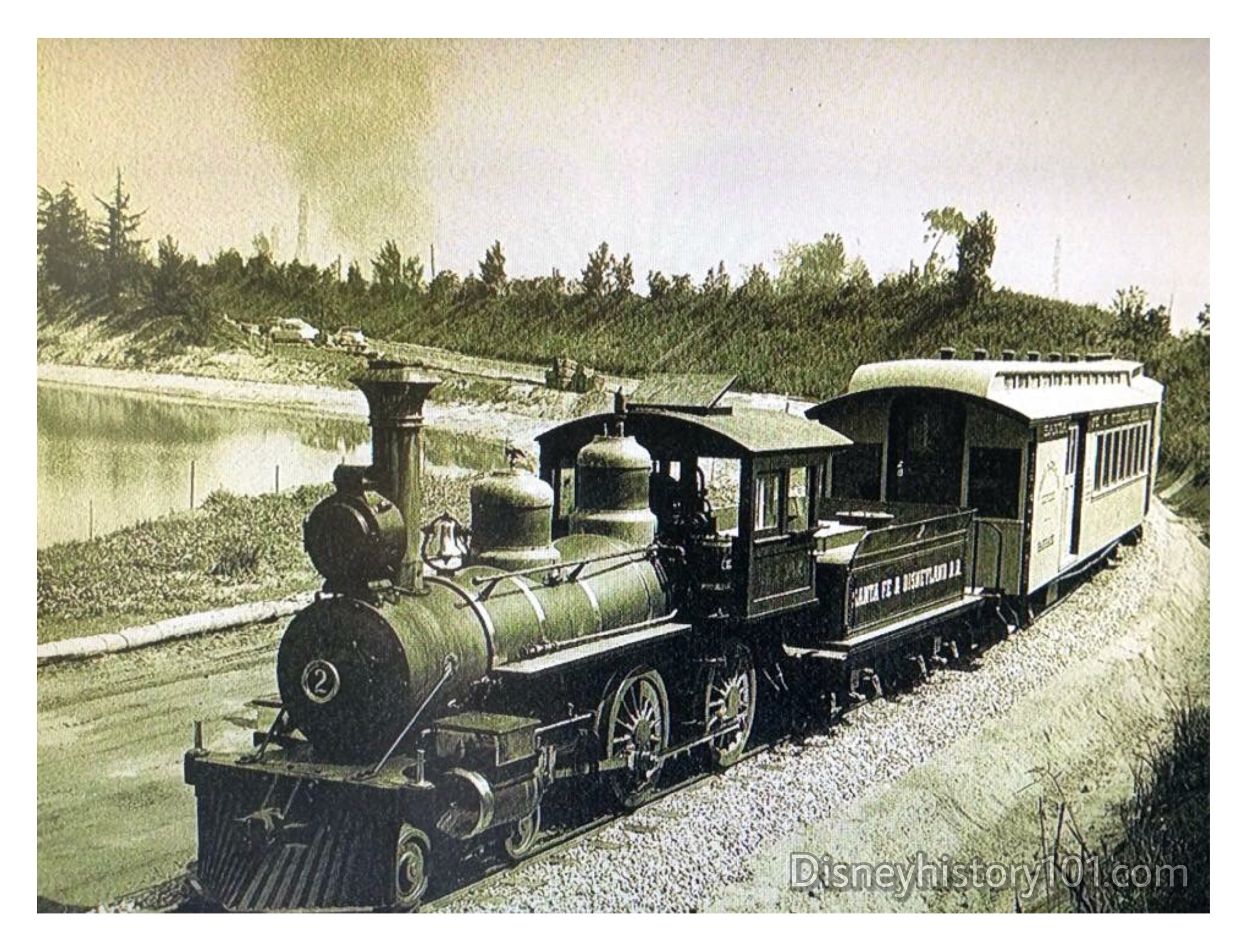 DISNEYLAND RETLAW 1 — Disney History 101