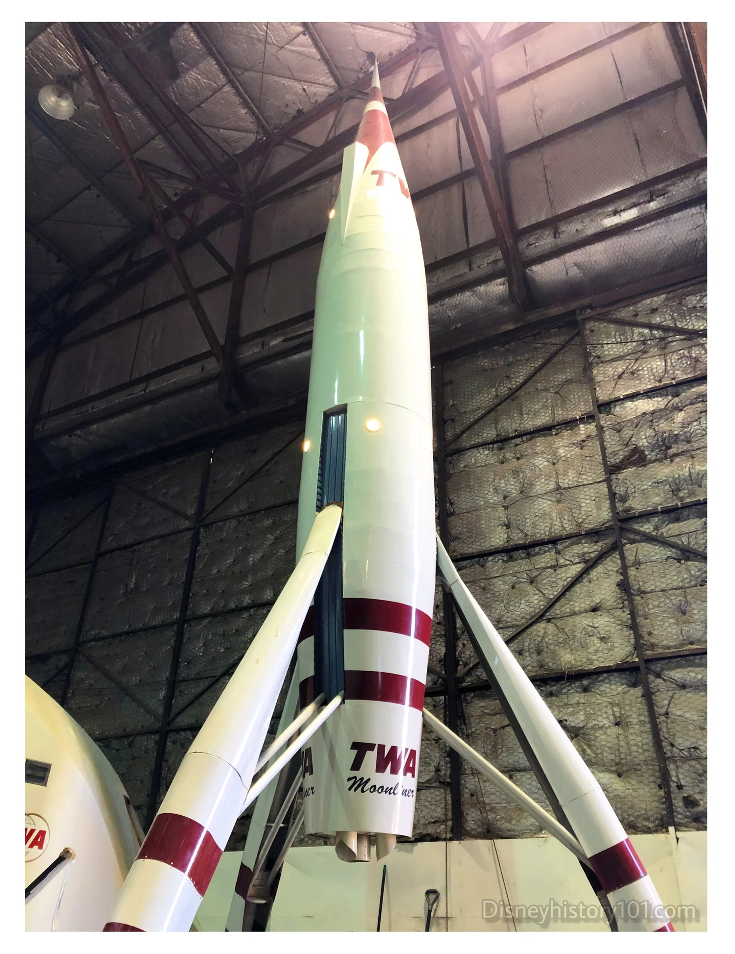 THE TOMORROWLAND MOONLINER ROCKET — Disney History 101