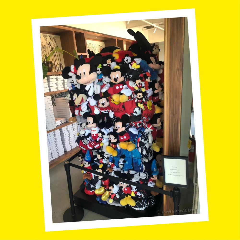 "LOS ANGELES ARTIST CONTRIBUTES TO MICKEY : THE TRUE ORIGINAL ...